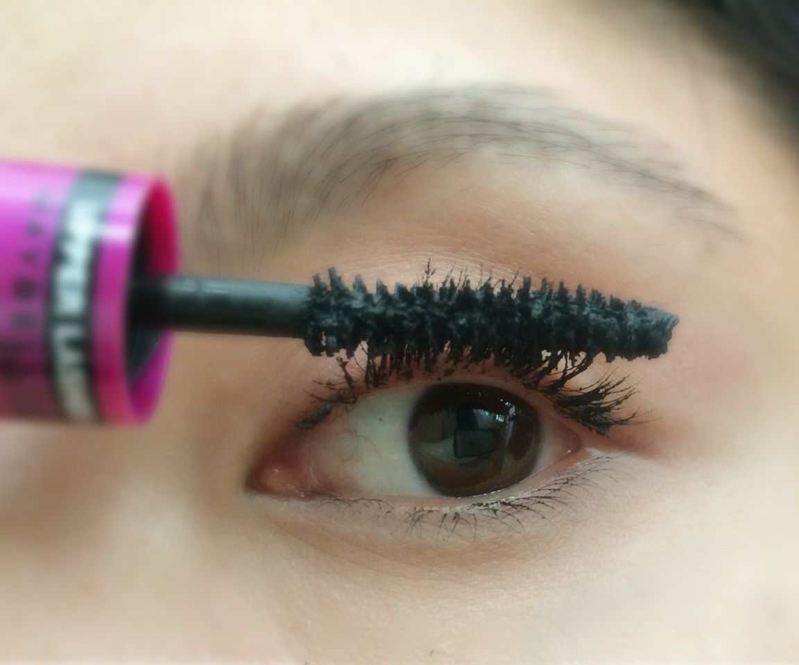 How to Make the Most of Any Mascara : 3 Steps (with Pictures ...