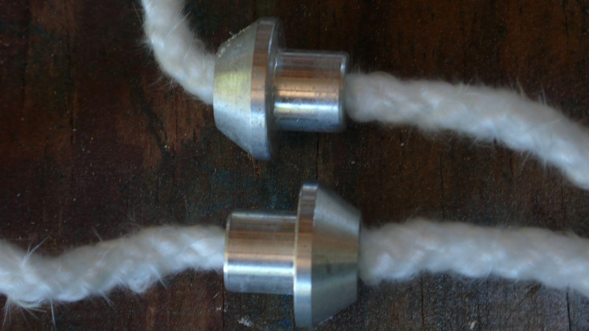 Light Bulb Oil Lamp : 5 Steps (with Pictures) - Instructables