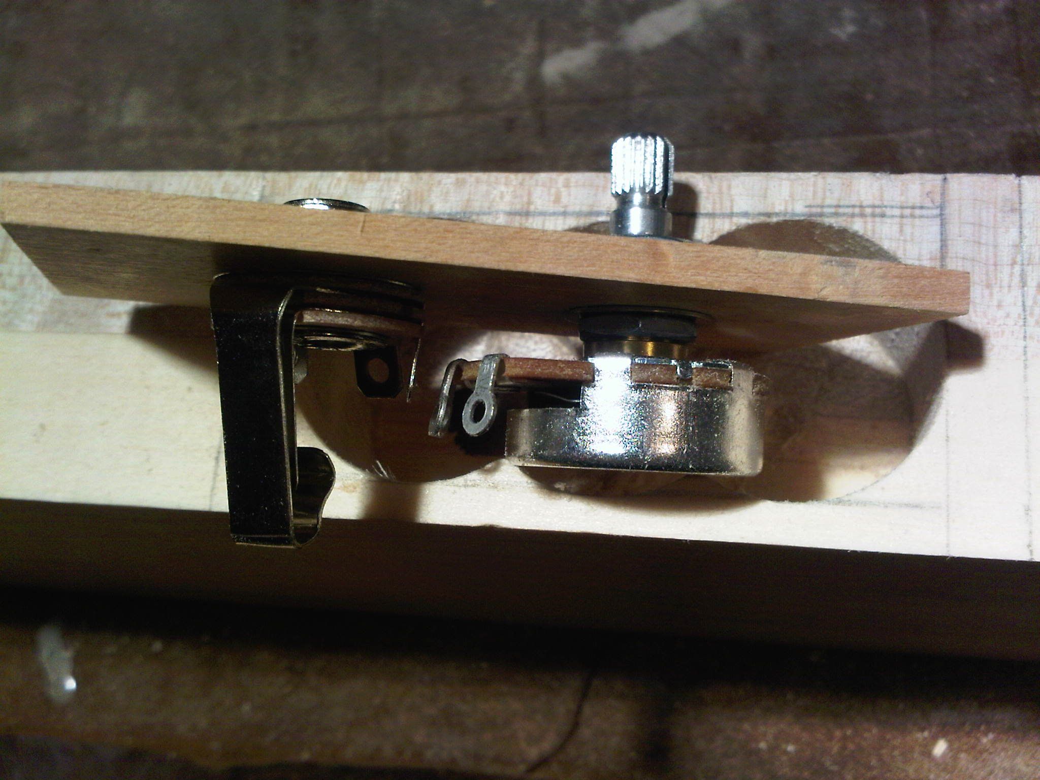 Building a Basic Lap Steel Guitar : 17 Steps (with Pictures ...