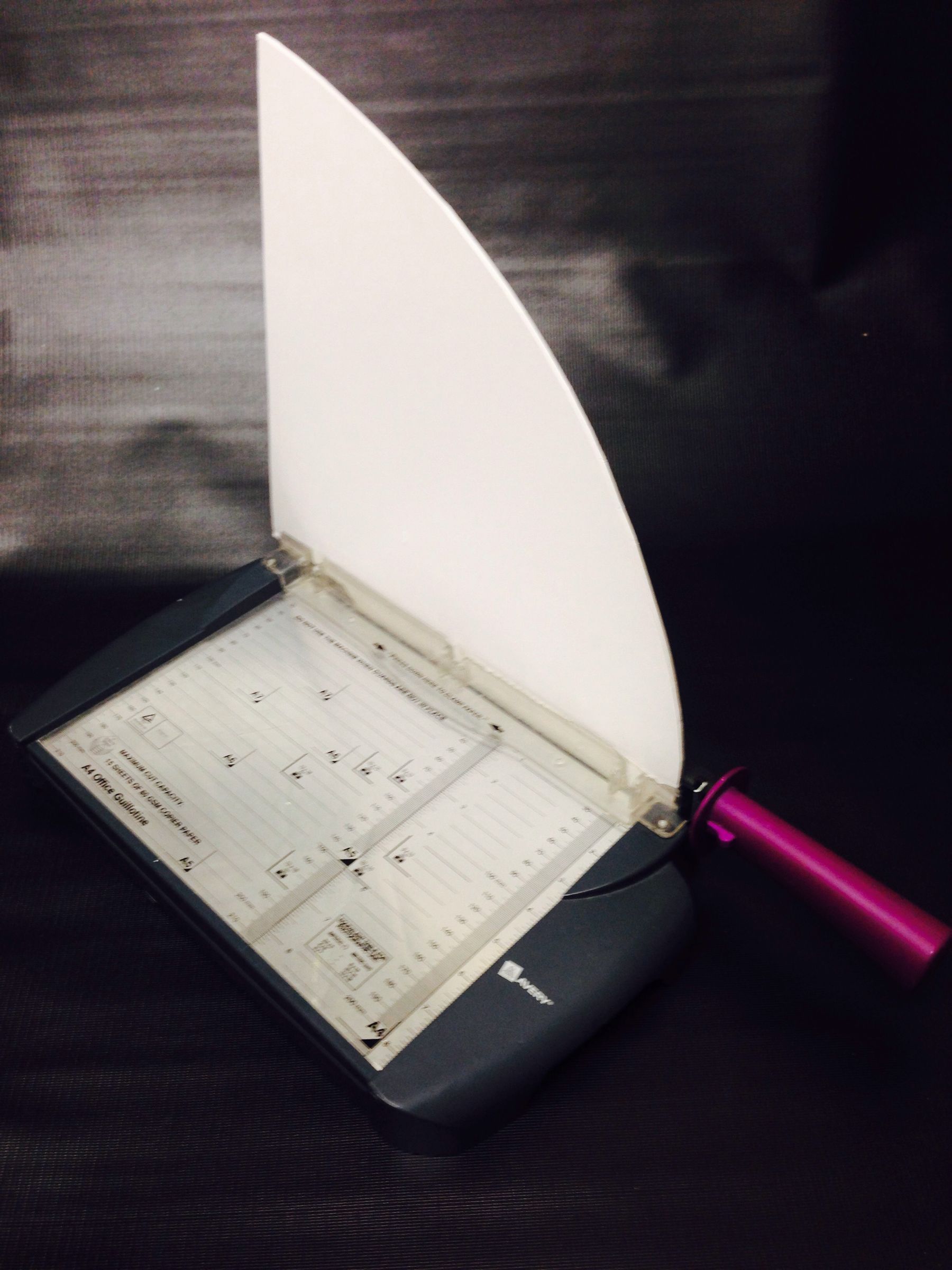 Guillotine Safety Guard : 4 Steps (with Pictures) - Instructables