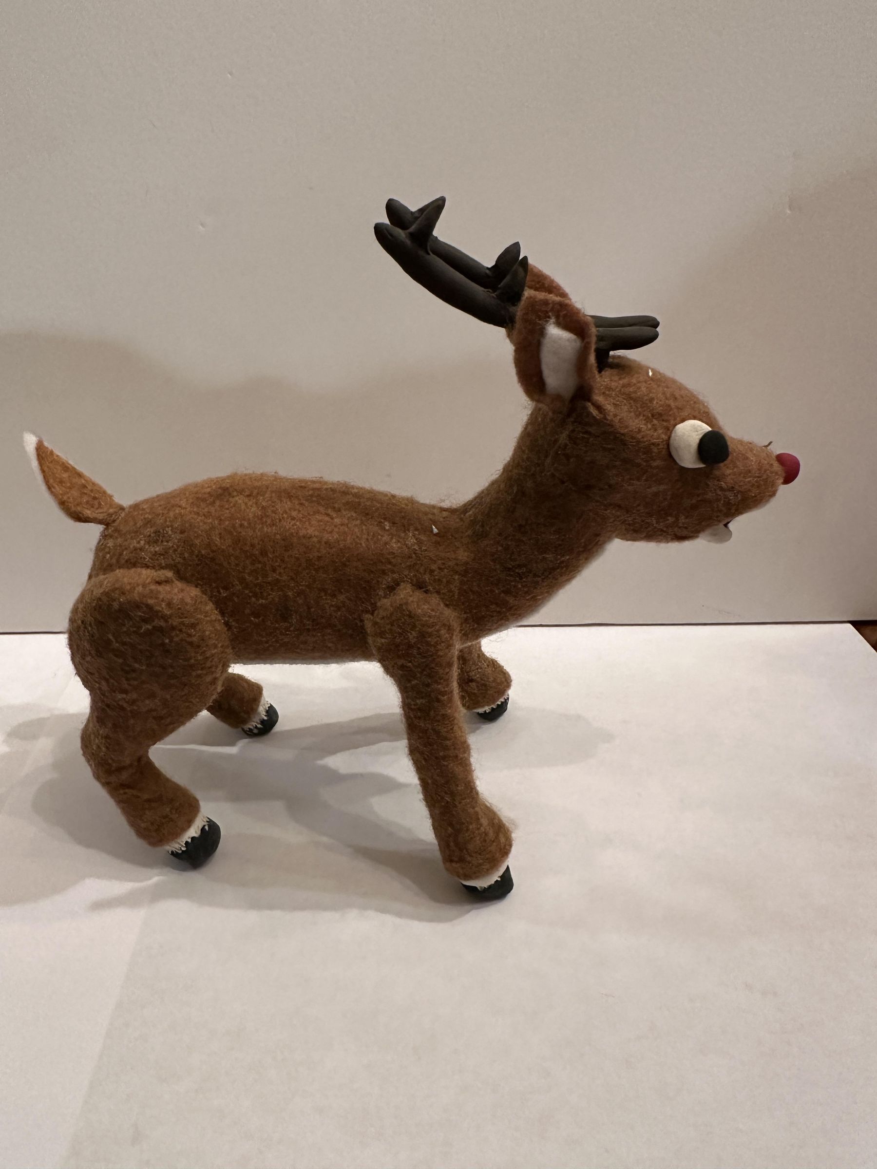 Creating Rudolph the Red Nosed Reindeer Figures for Christmas Card : 18 ...
