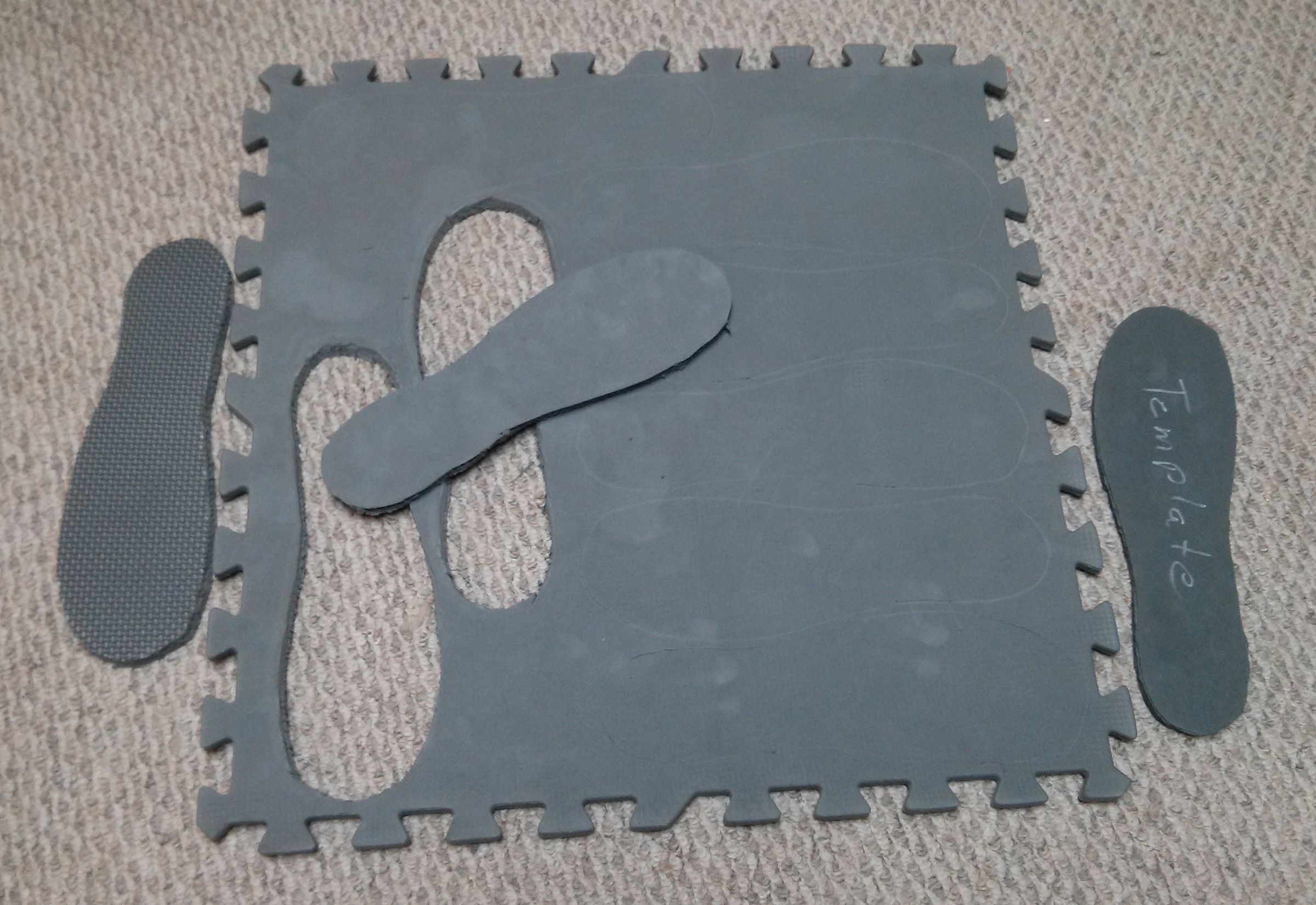 DIY Custom Sized Insoles (poor Man's Dr Scholls) : 4 Steps - Instructables