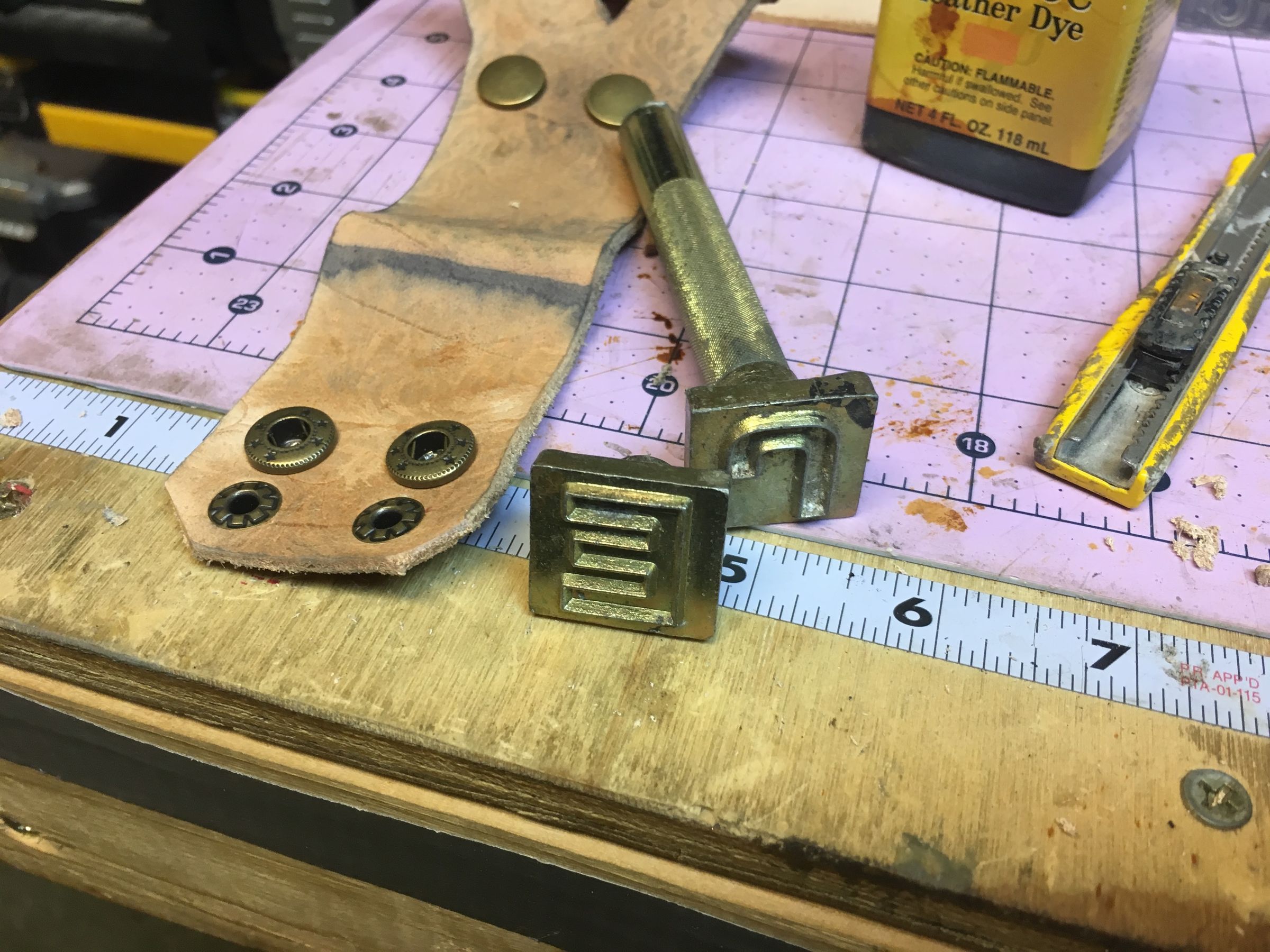 Custom Leather Caliper Holster : 8 Steps (with Pictures) - Instructables