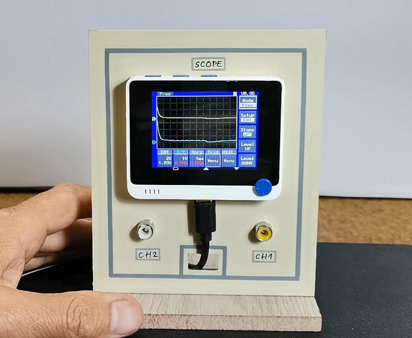 Wio Terminal Two Channel Scope (Ardiono IDE) : 4 Steps - Instructables