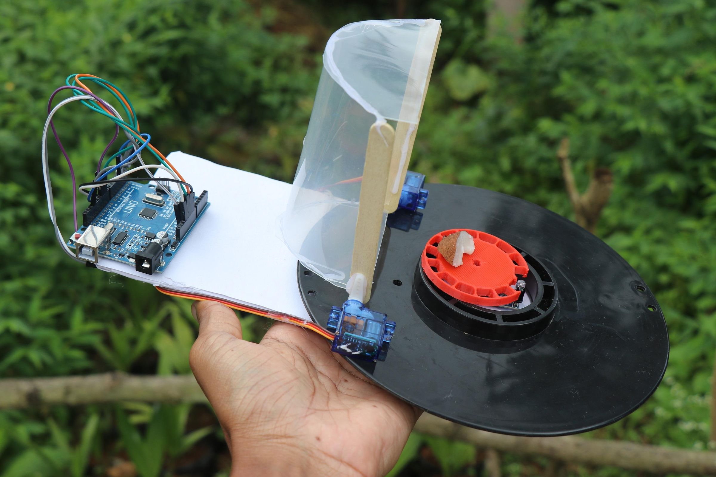 Arduino Harmless Mouse Trap You Can Build at Home : 6 Steps - Instructables