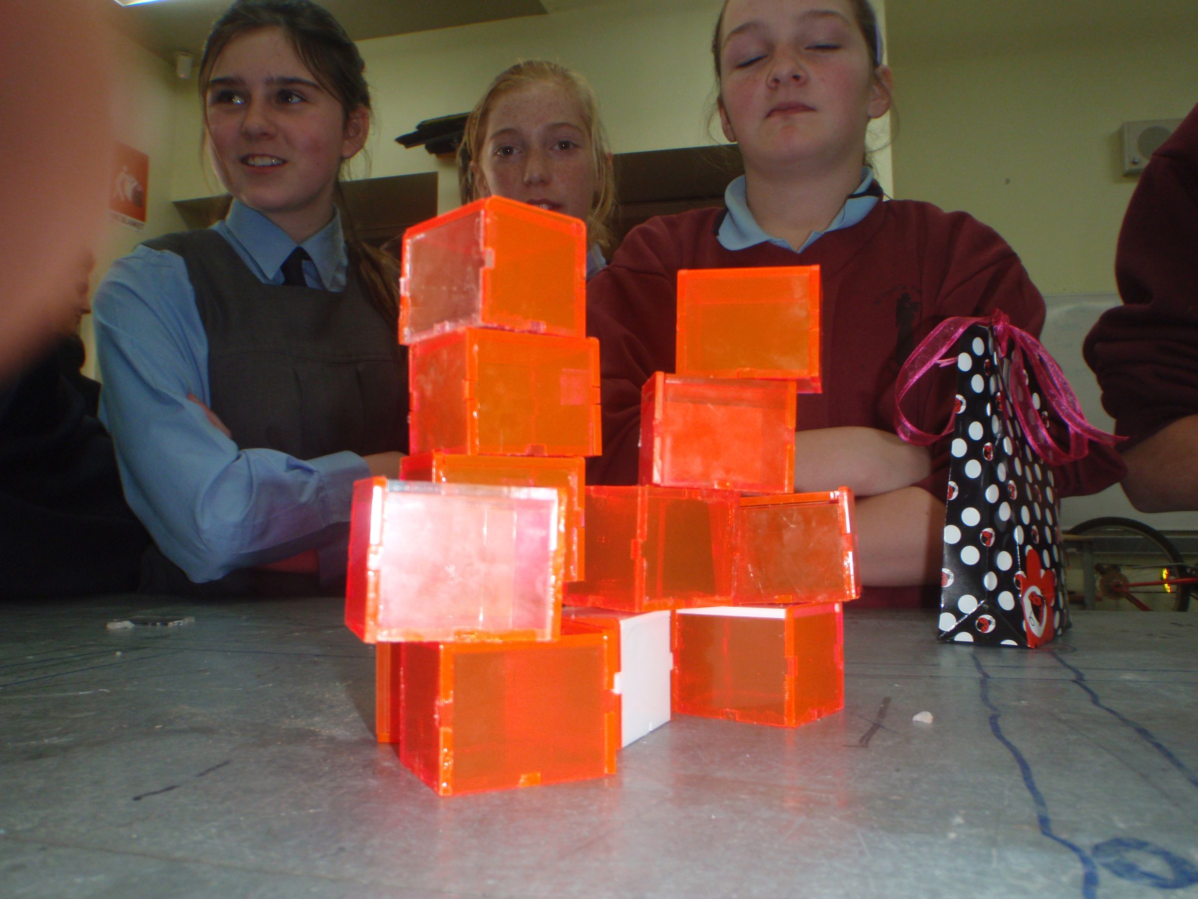 128 Laser Cut Boxes - Instructables