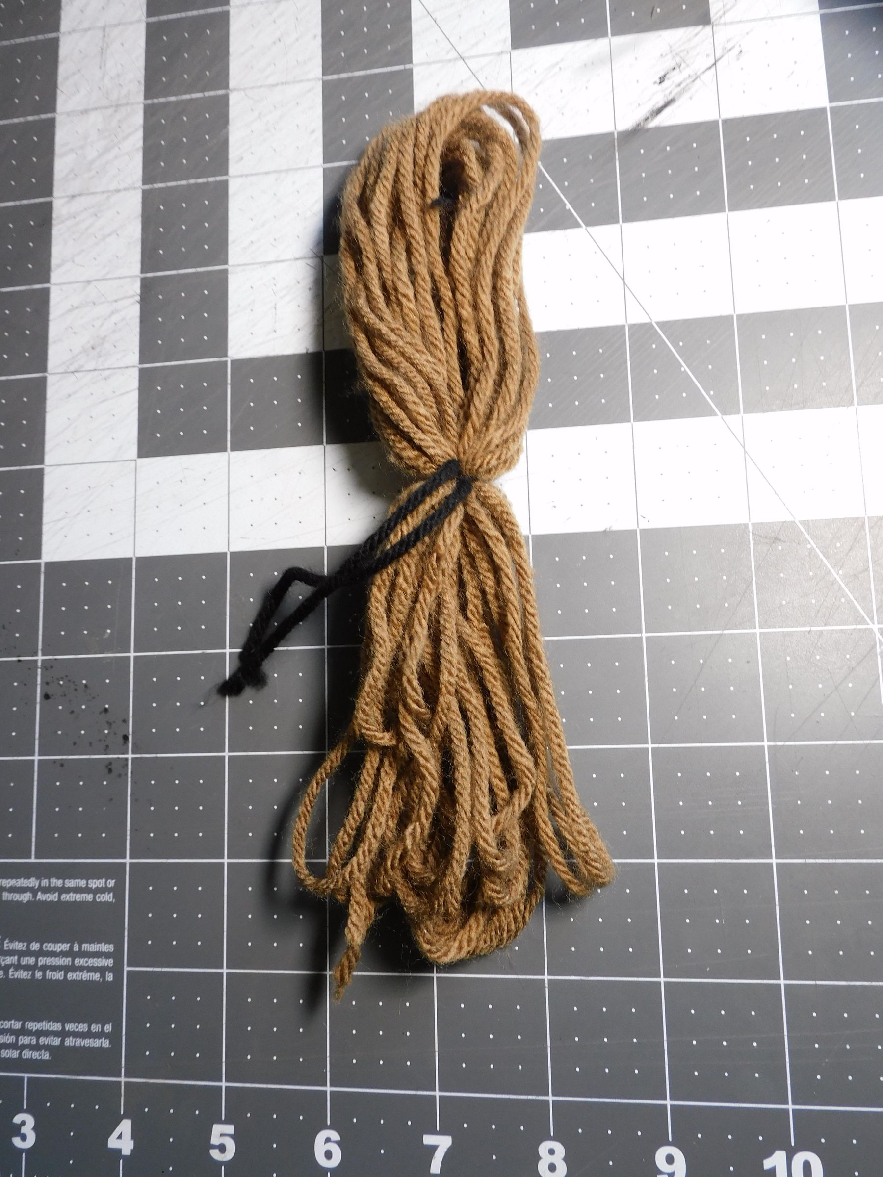 How to Make a Cute Simple Tassel Doll From Yarn : 7 Steps (with ...