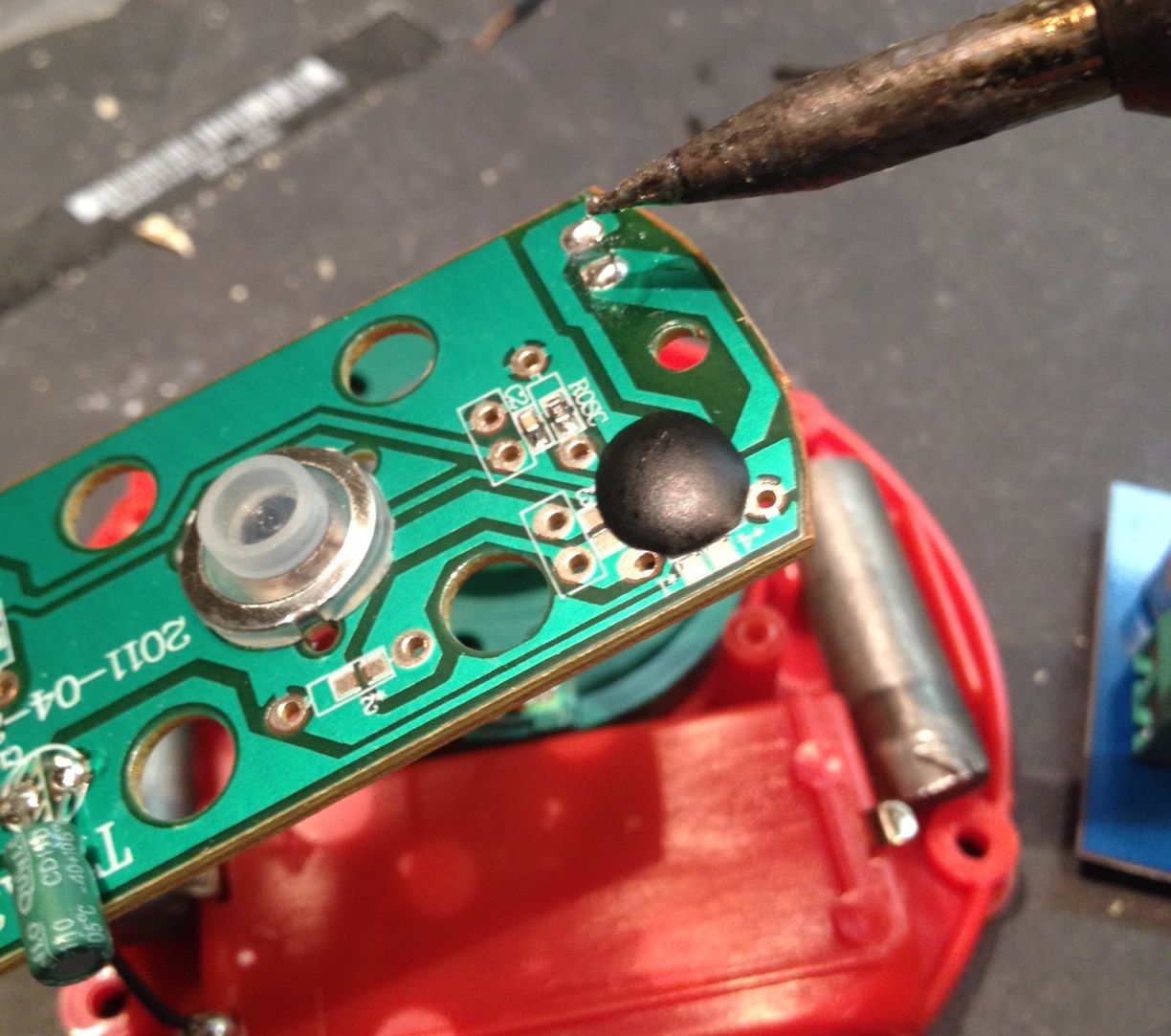 DIY "Anything" Staples Easy Button (voice Recording) : 7 Steps ...