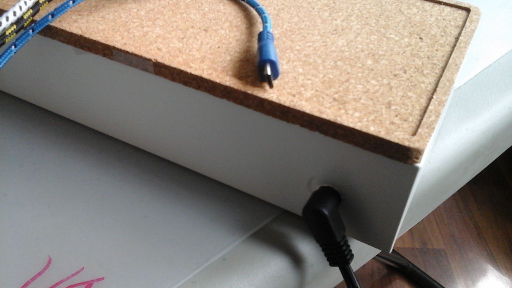 Charge Box : 4 Steps (with Pictures) - Instructables