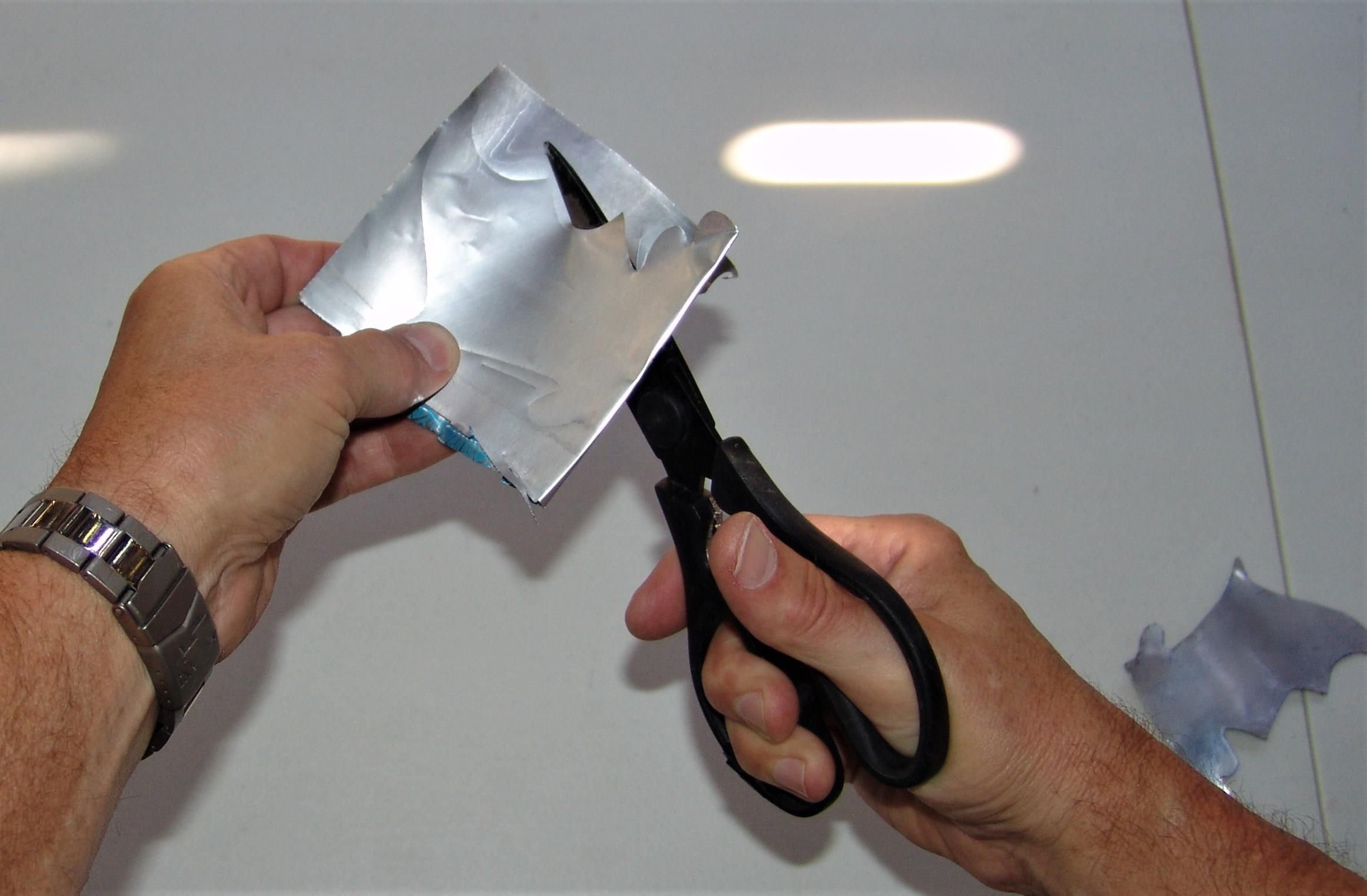 Simple & Awesome Halloween Bats : 18 Steps (with Pictures) - Instructables