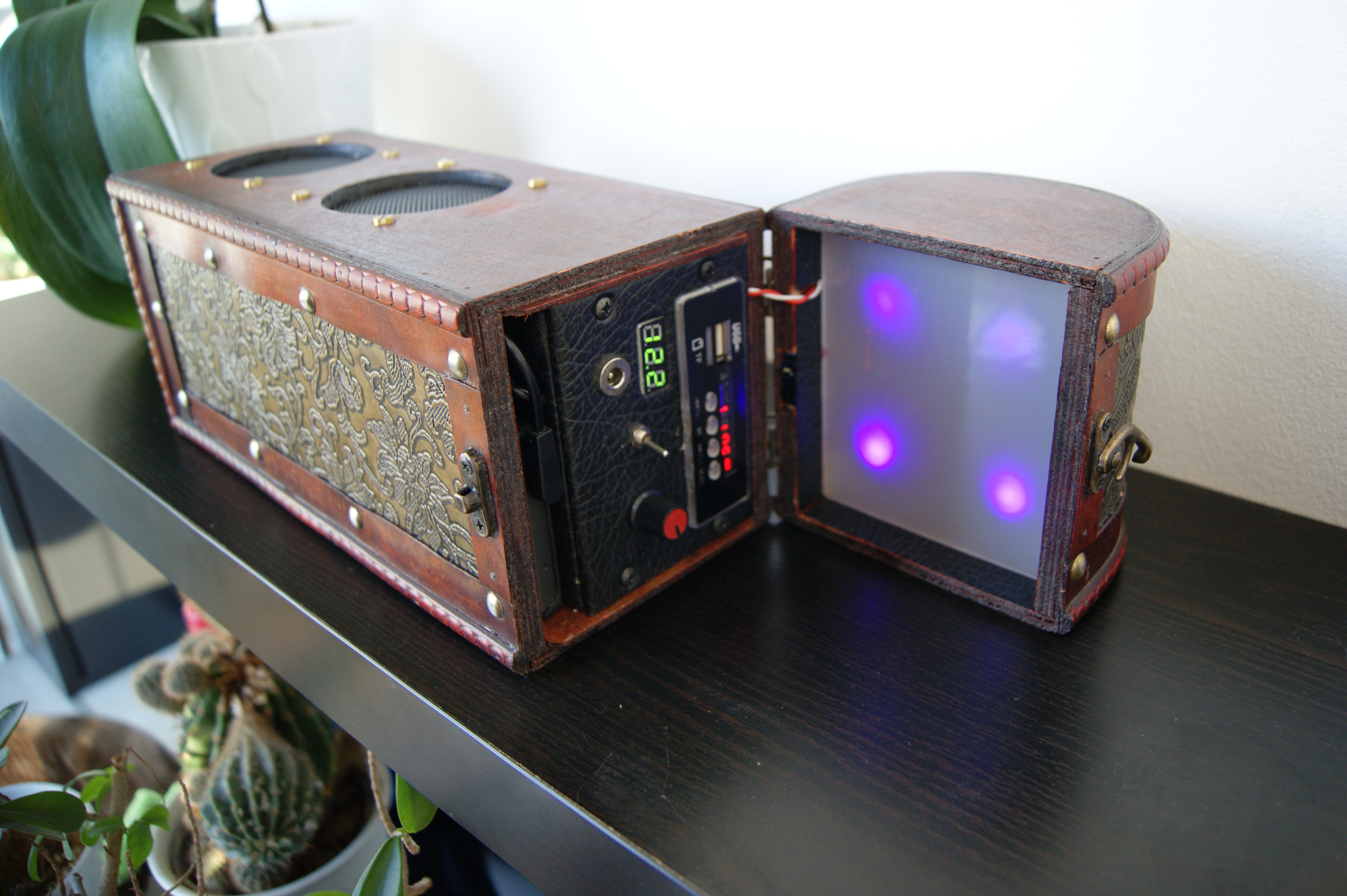 Steampunk Wine-Boom-Box : 9 Steps (with Pictures) - Instructables