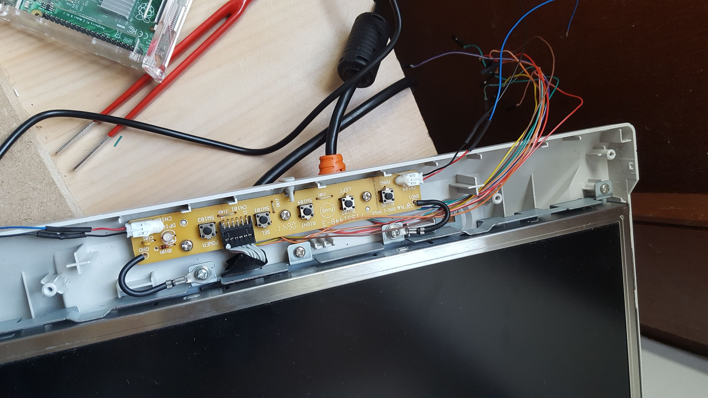 Cheap Retro Gaming Arcade Table With Integrated Display : 7 Steps (with ...