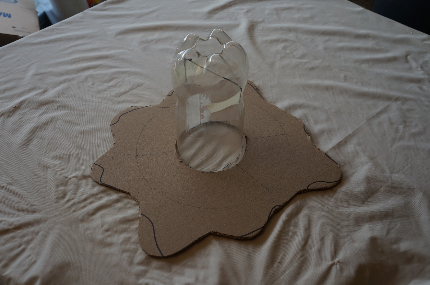 Make Your Own Half-Life Barnacle Using Household Materials : 15 Steps ...