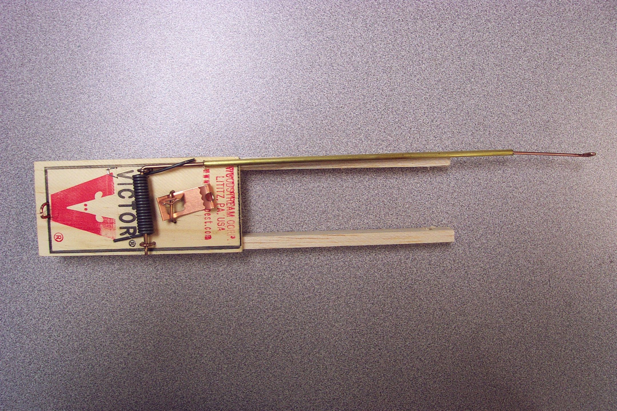 Speedy Gonzales: How to Make a Mousetrap Racecar : 9 Steps - Instructables