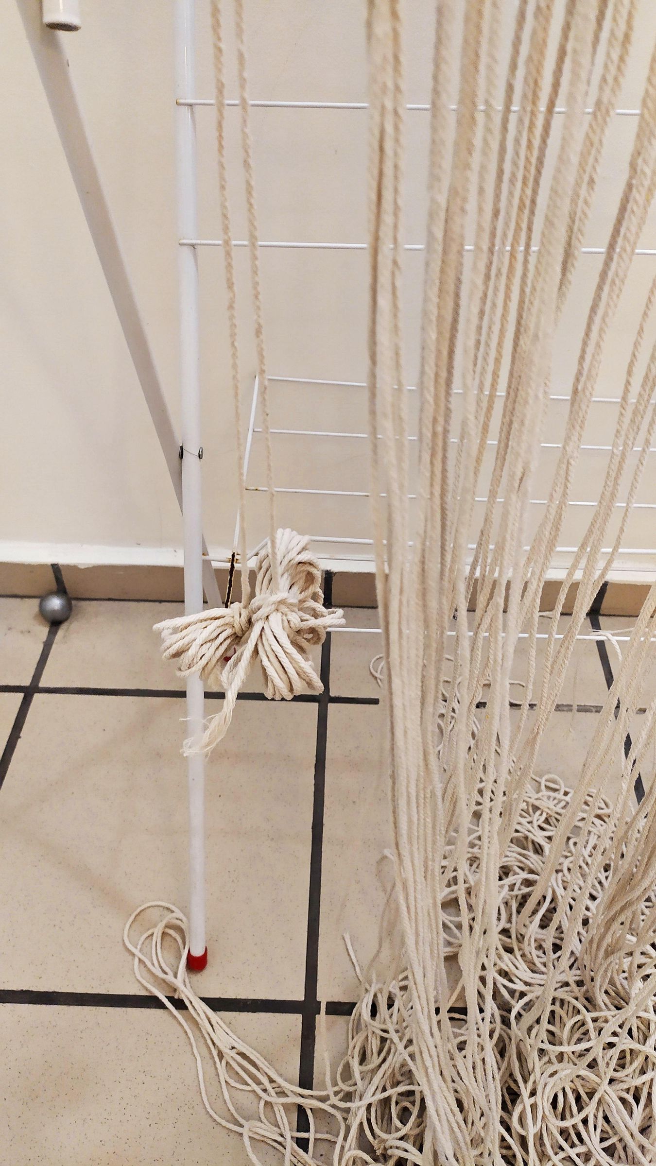 How to Make a Bohemian Macrame Rug : 14 Steps (with Pictures ...