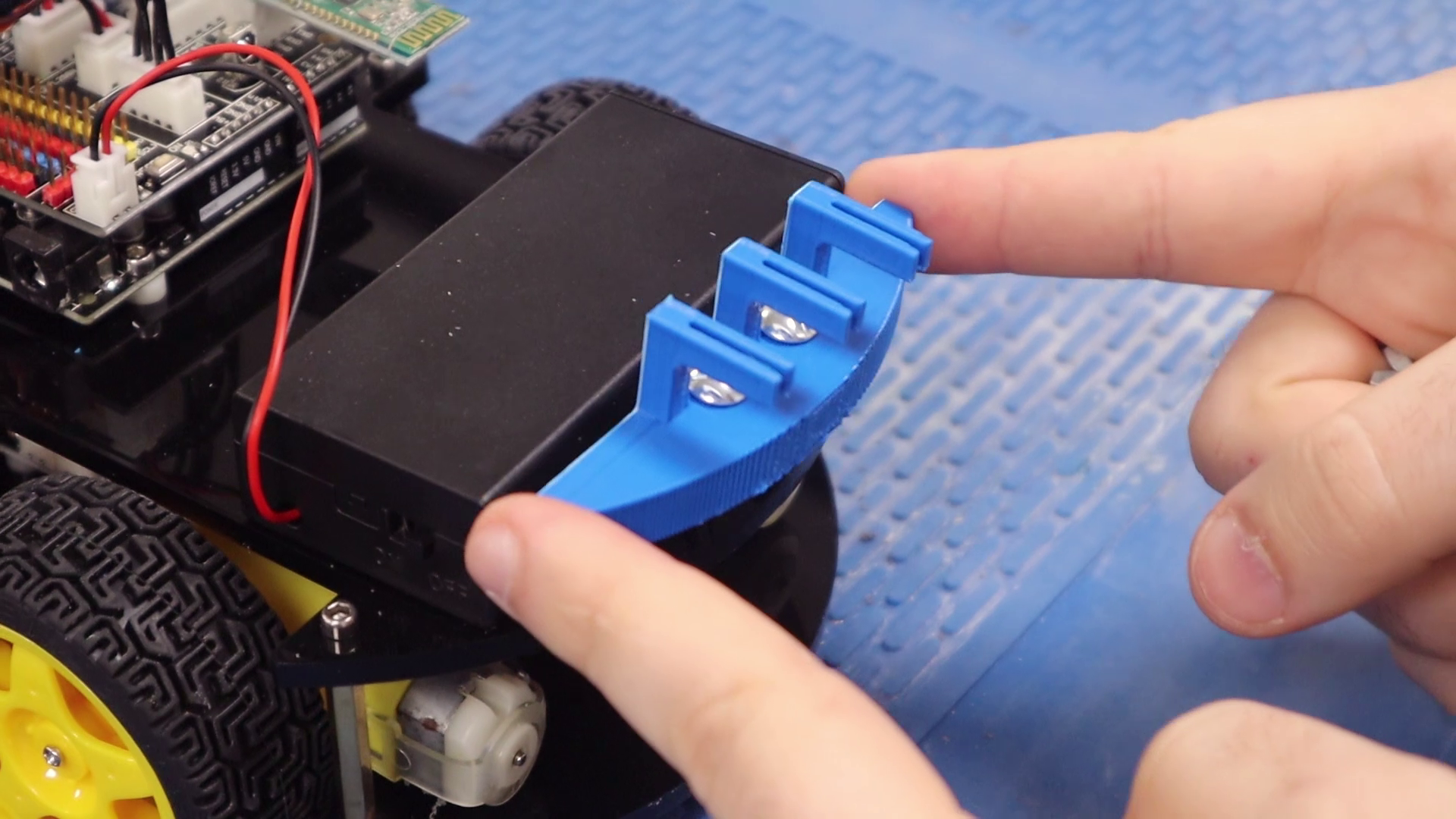 DIY Mario Kart Balloon Battle Robots : 4 Steps (with Pictures ...