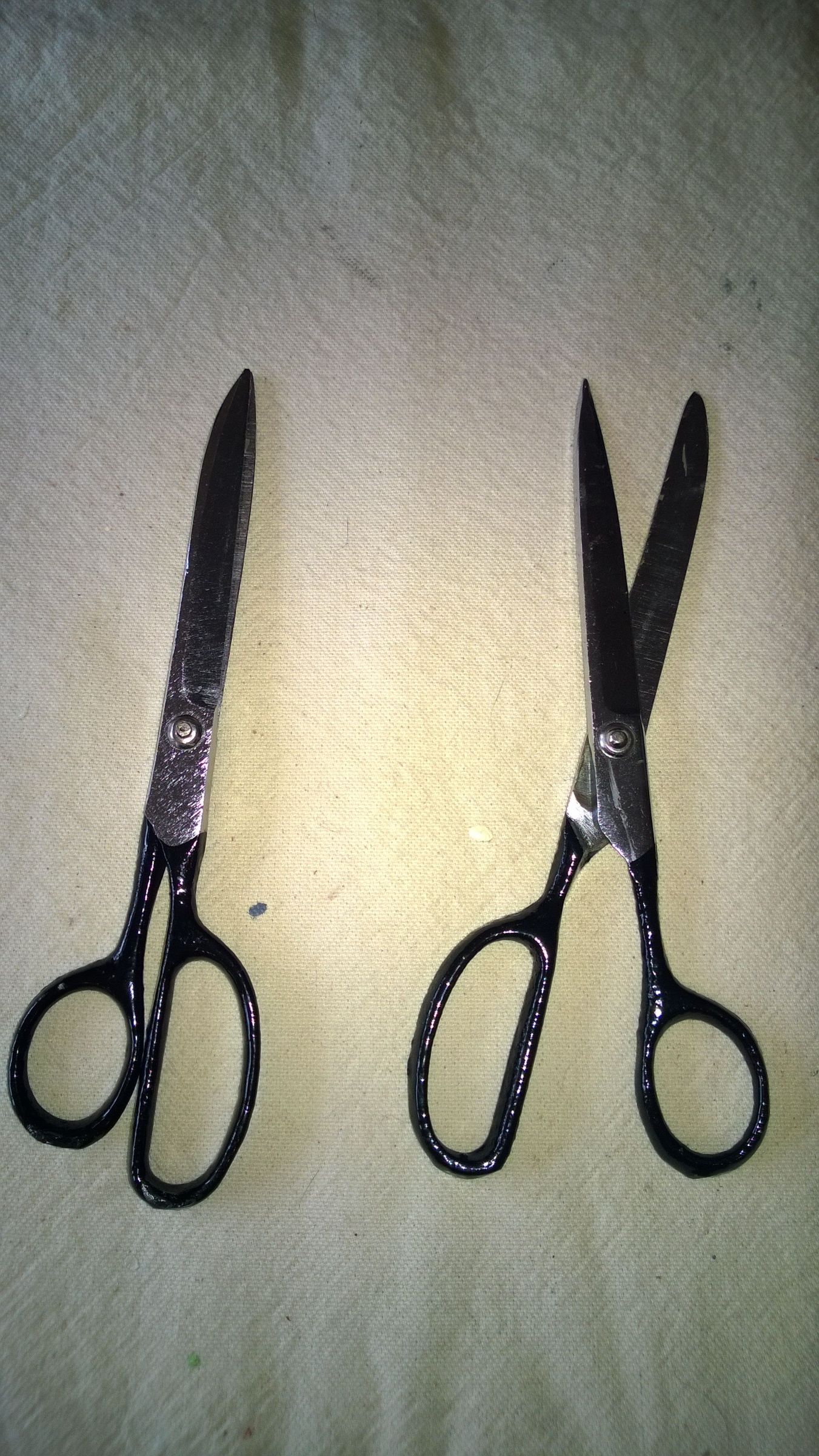 Creating Edward Scissorhands : 4 Steps (with Pictures) - Instructables