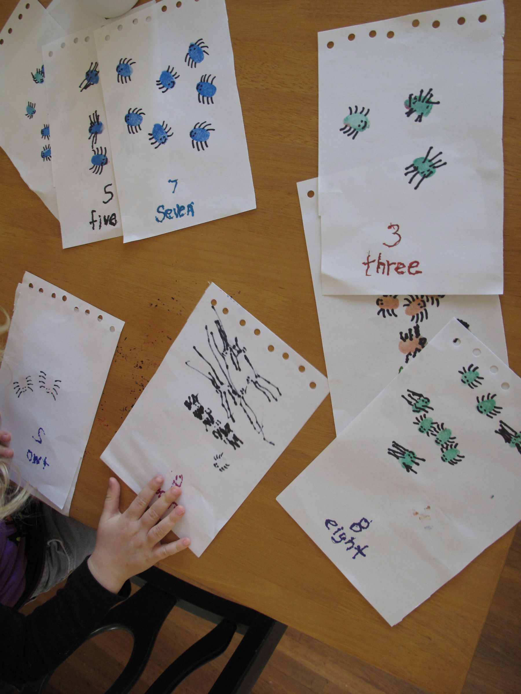 Make a Spooky Spider Counting Book With Your Toddler : 12 Steps (with ...