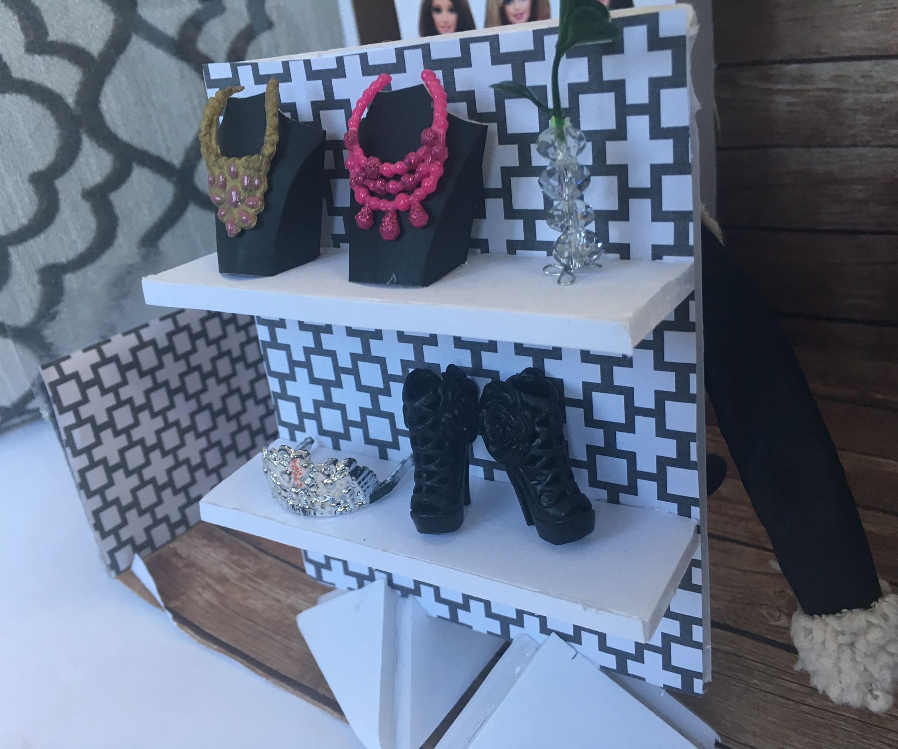 Miniature Store Display : 8 Steps (with Pictures) - Instructables