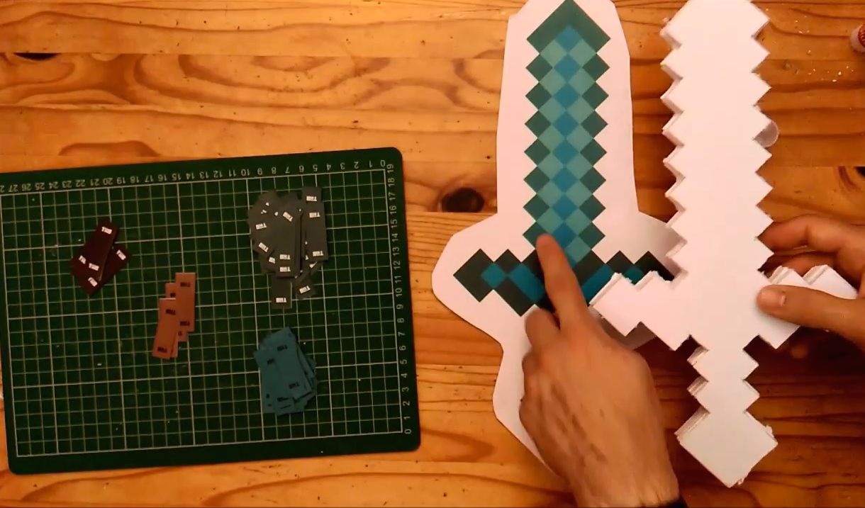 Foamboard Minecraft Diamond Sword : 7 Steps (with Pictures) - Instructables