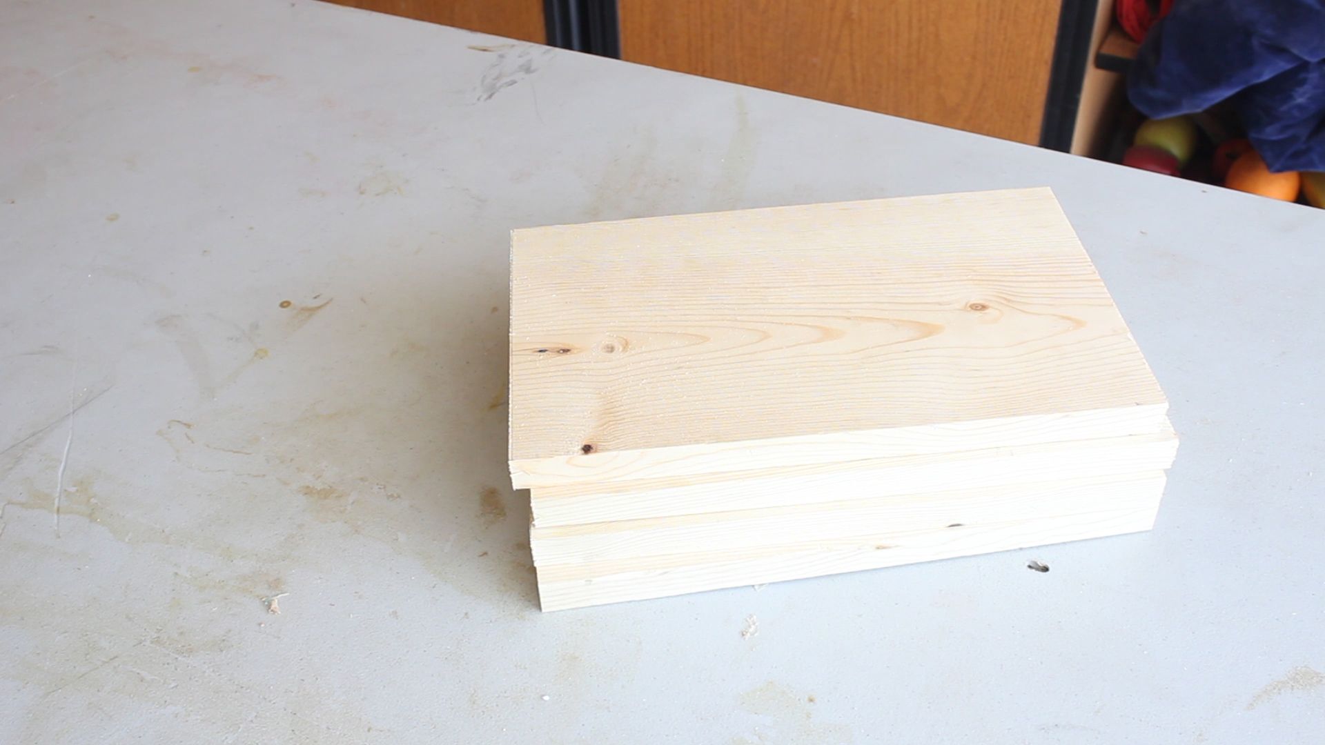 Floating Box Shelves (From One 1 X 8) : 11 Steps (with Pictures ...