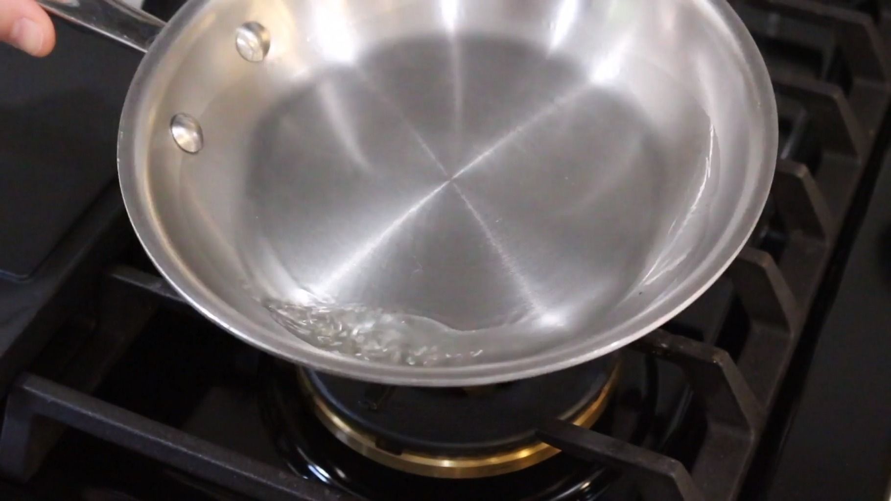 Simple Method to Make Your Frying Pan Non Stick & Non Toxic : 6 Steps ...