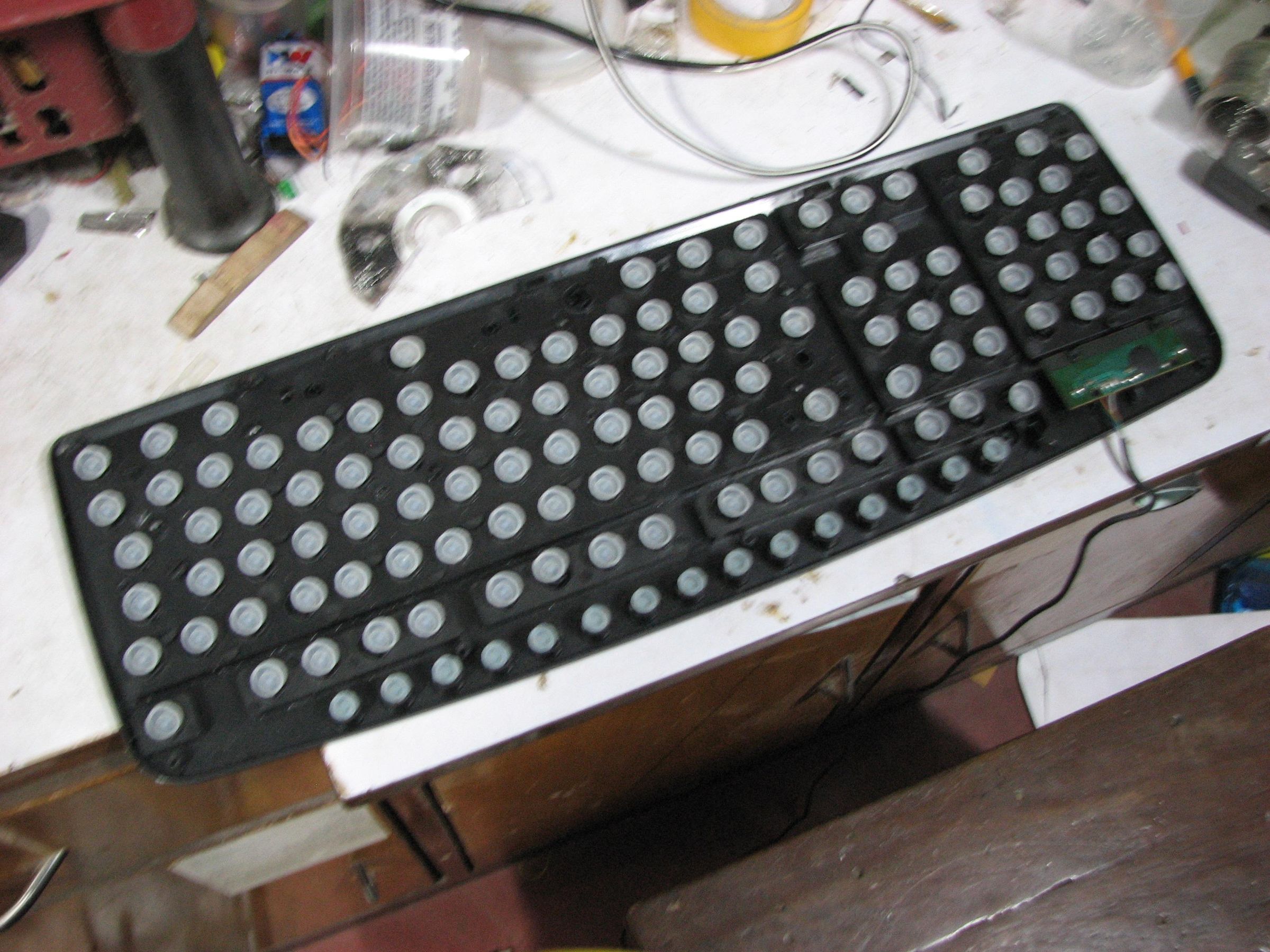 Restoring a Old Broken Keyboard(How to Restore Old Electronics DIY ...