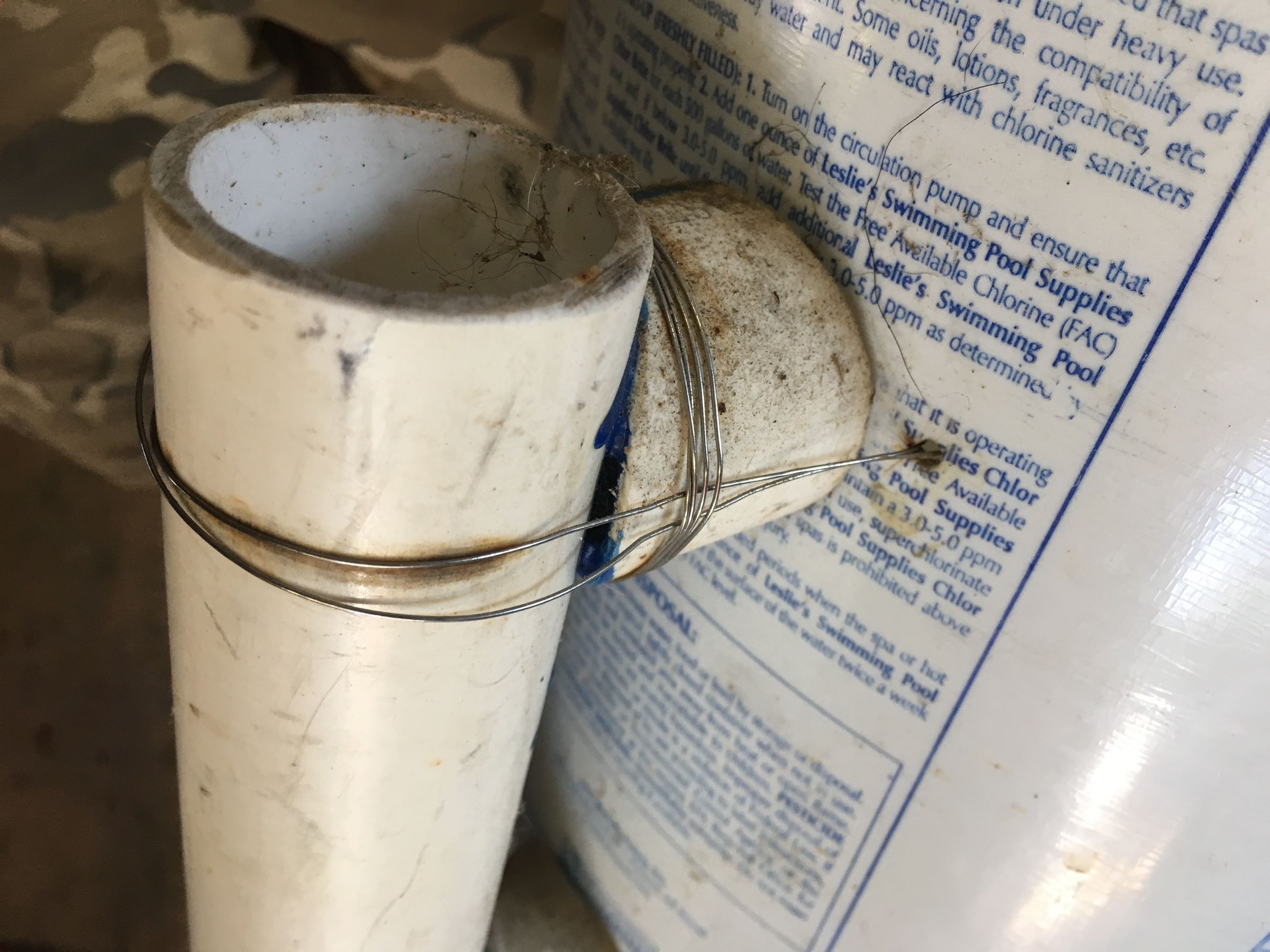 DIY Tackle Box Fishing Seat and Pole Holder From a 5 Gallon Bucket ...