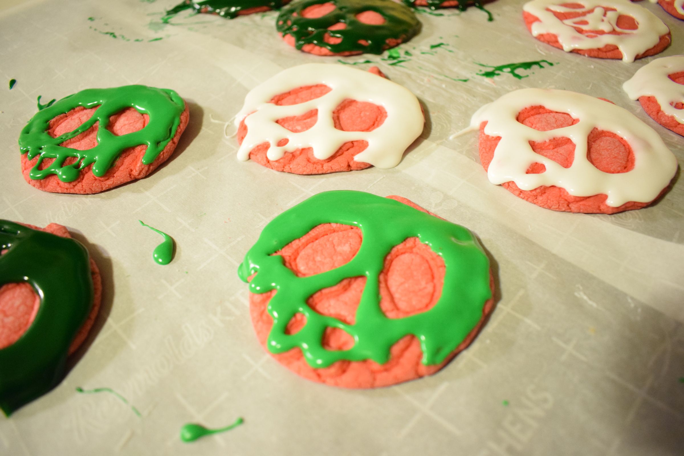 Disney Inspired Poison Apple Cookies : 28 Steps (with Pictures ...