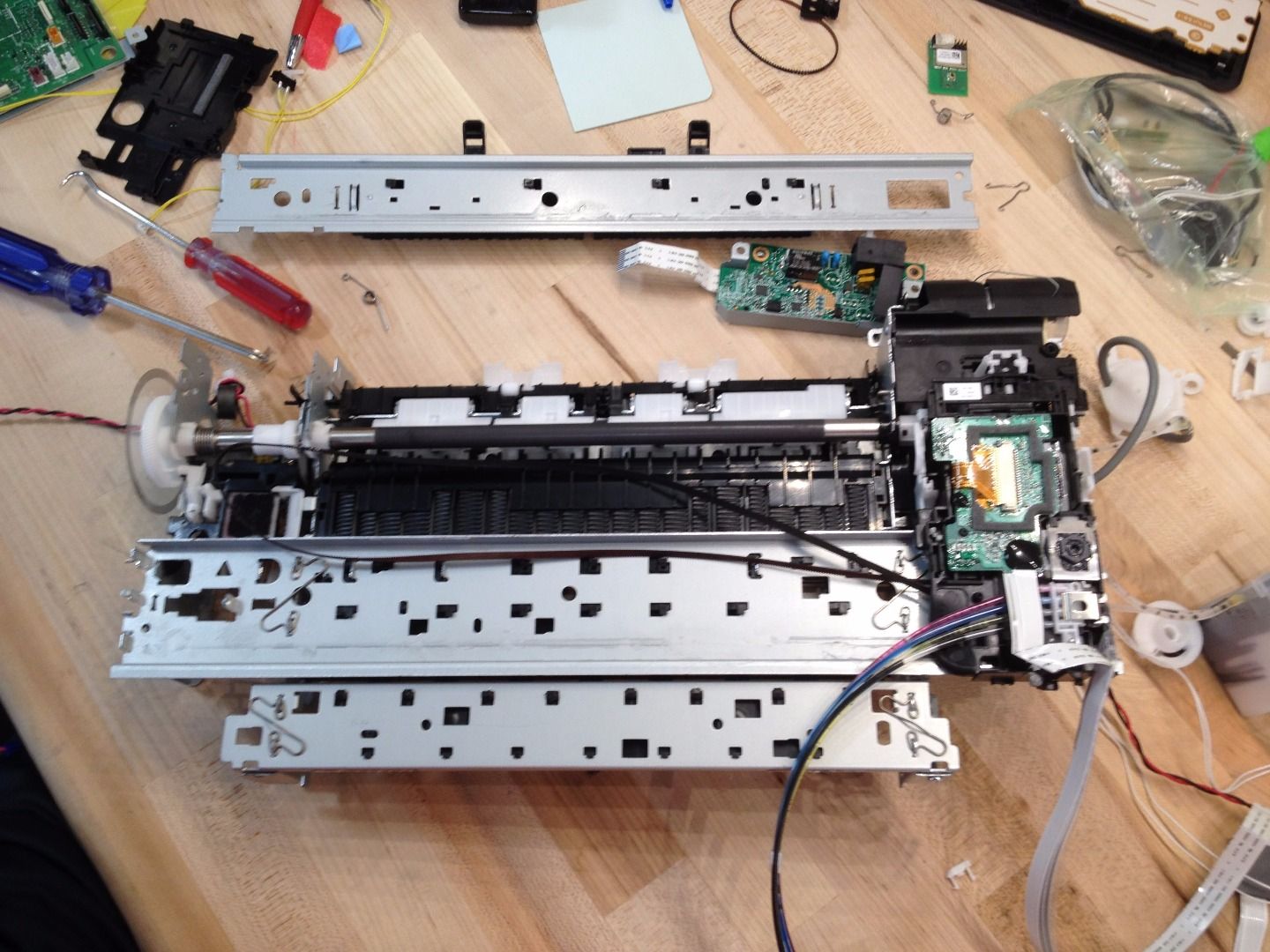 Disassembling a Brother MFC-J450DW Printer : 31 Steps - Instructables