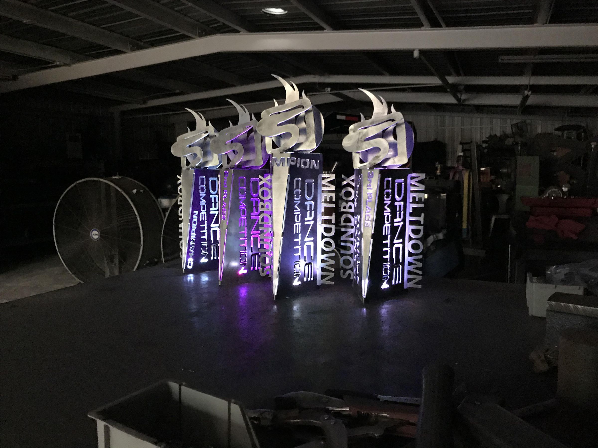 Custom Built LED Color Changing Trophies : 4 Steps (with Pictures ...