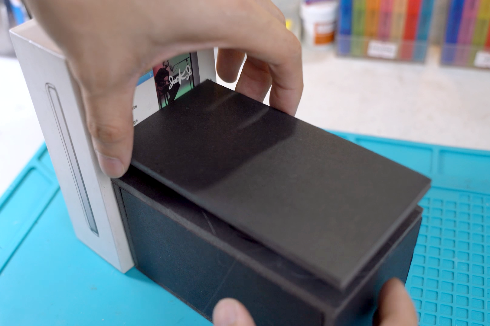 DIY Cardboard Smartphone Film Scanner : 19 Steps (with Pictures ...