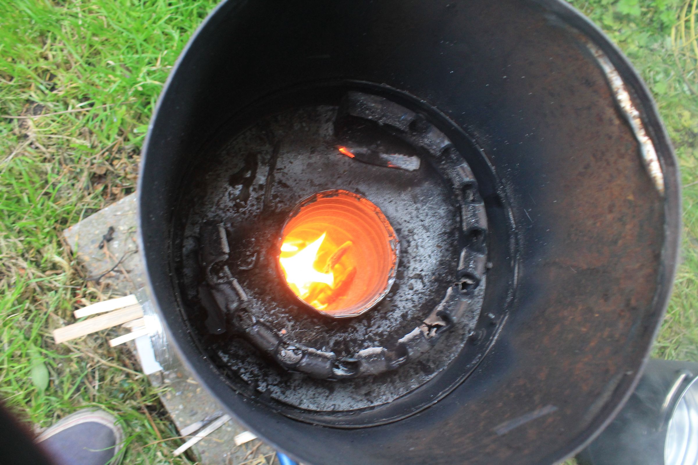 Rocket Stove : 10 Steps (with Pictures) - Instructables
