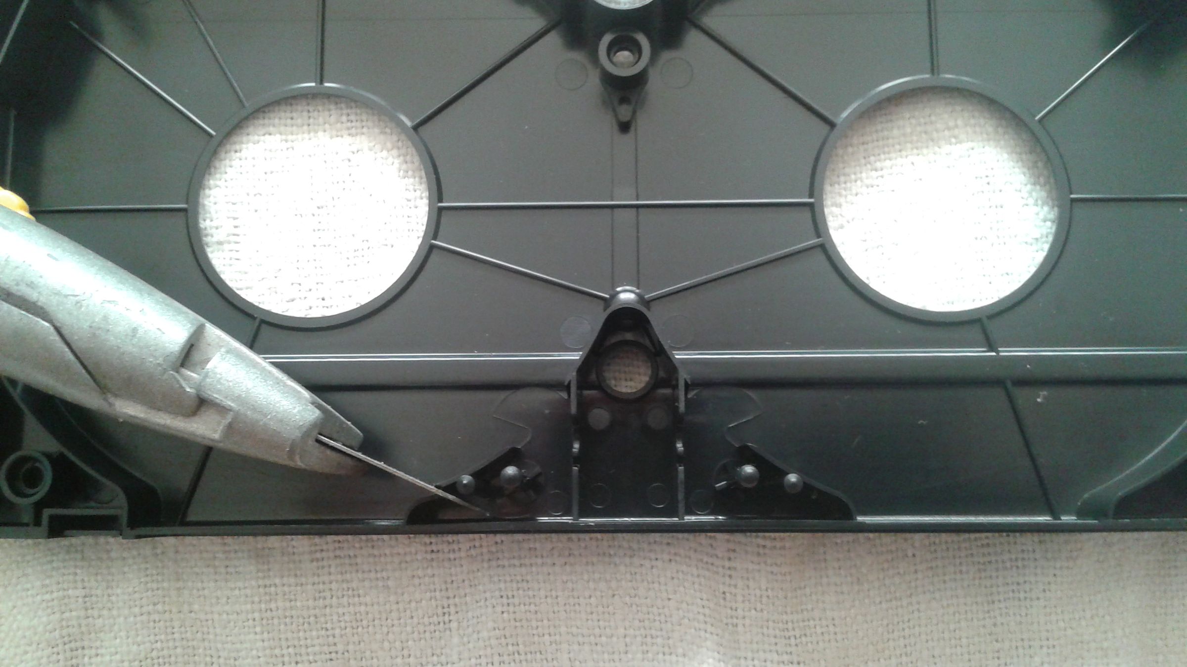 VHS DECORATION LAMP : 10 Steps (with Pictures) - Instructables