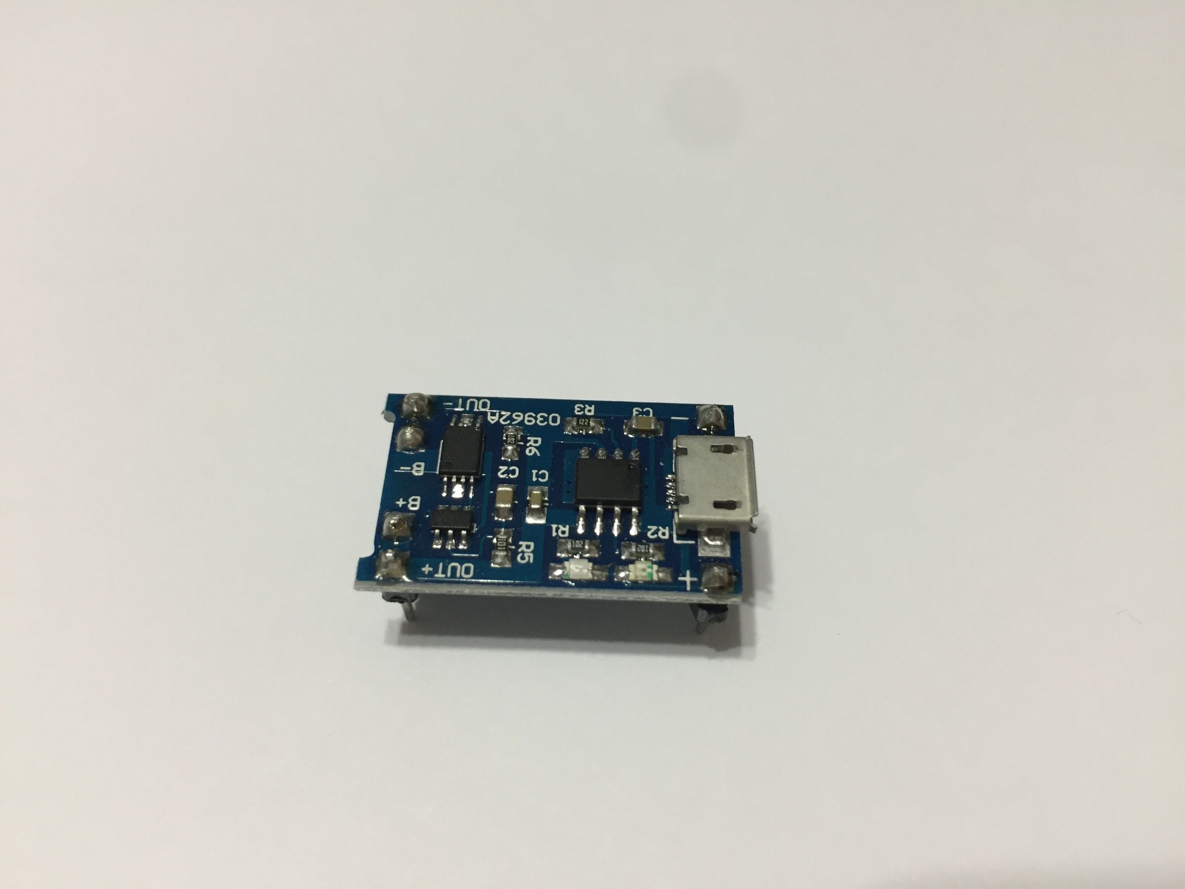 Small Footprint Arduino Nano With USB Charging Circuit (Li Ion or LIPO ...
