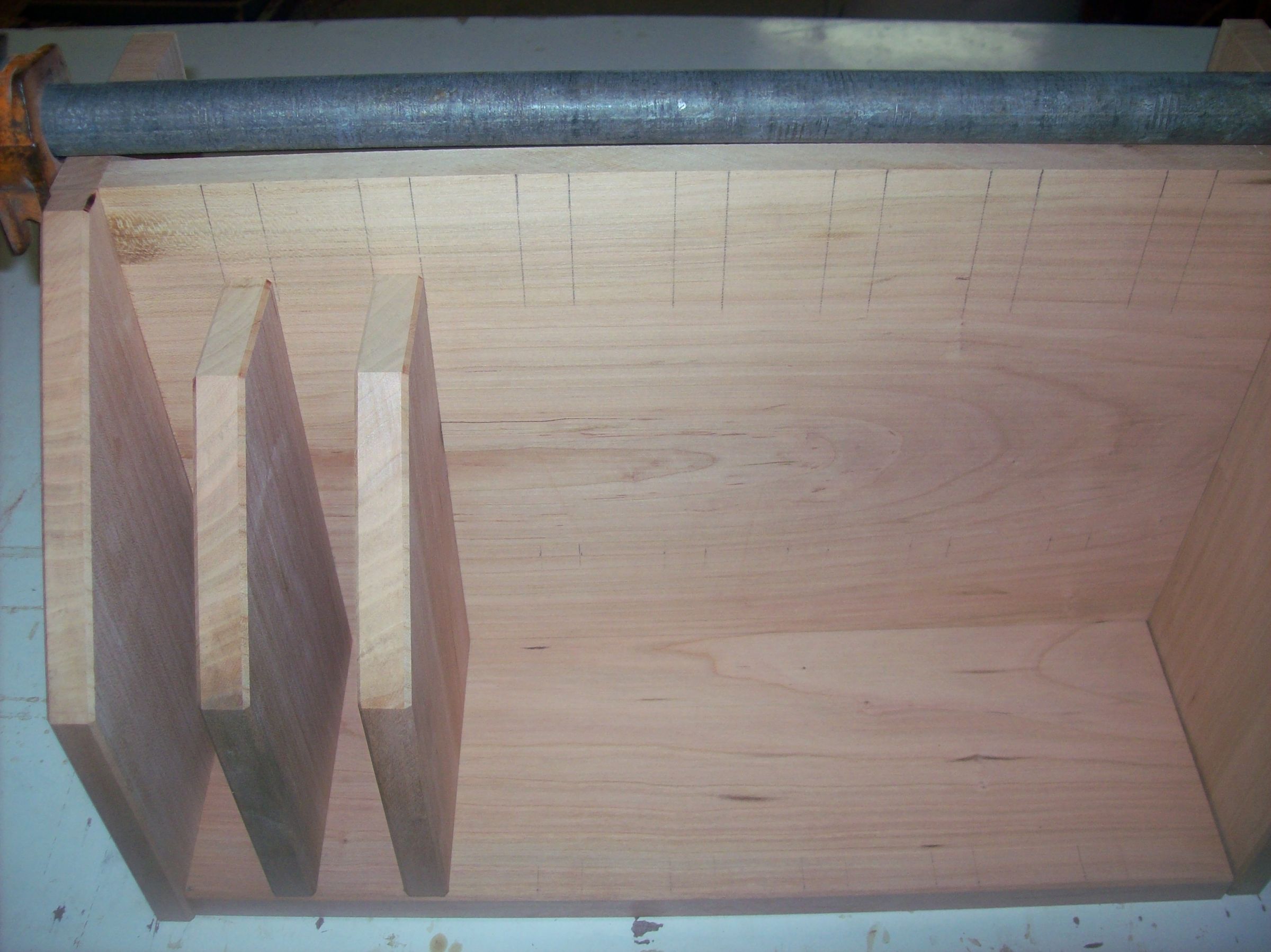 Tablet Organizer/Charging Station : 11 Steps (with Pictures ...