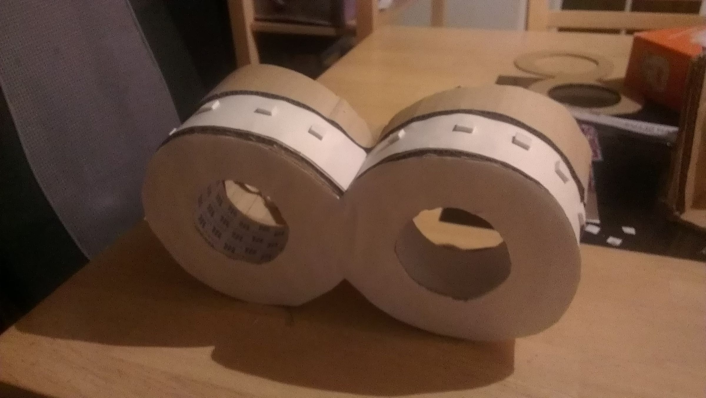 Minion Costume : 8 Steps - Instructables