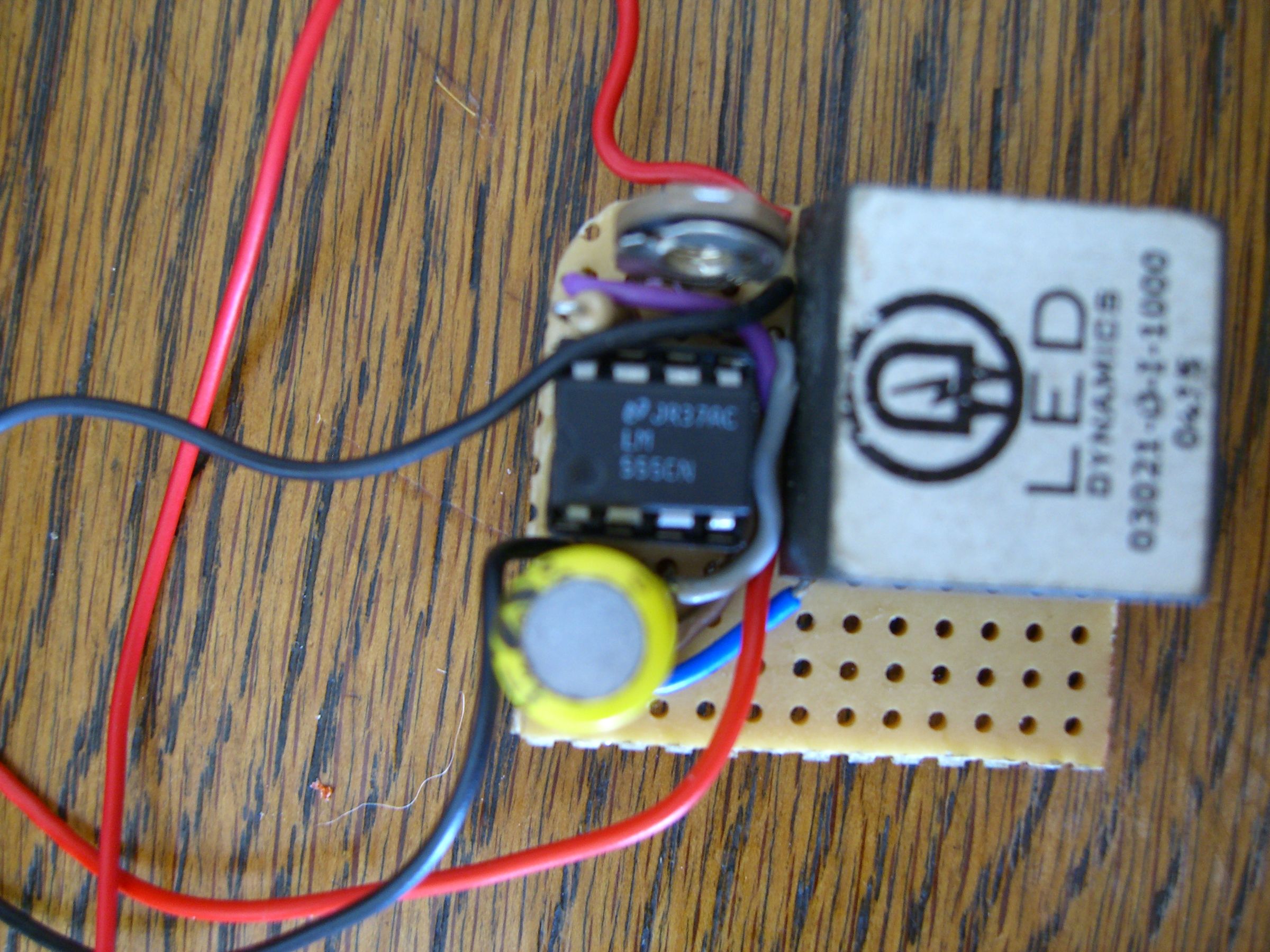 Small Strobe Light : 5 Steps - Instructables