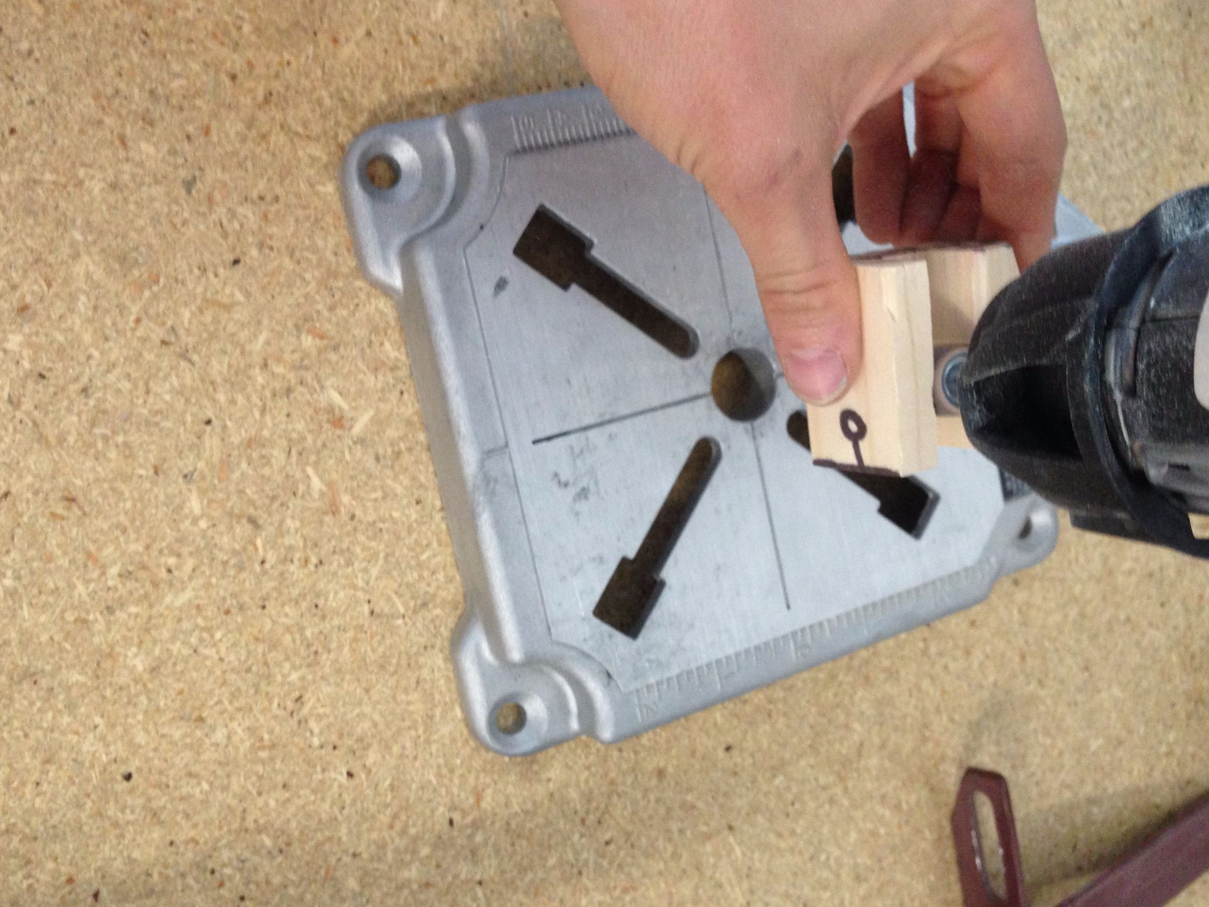 RFID Bicycle Lock Prototype : 8 Steps (with Pictures) - Instructables