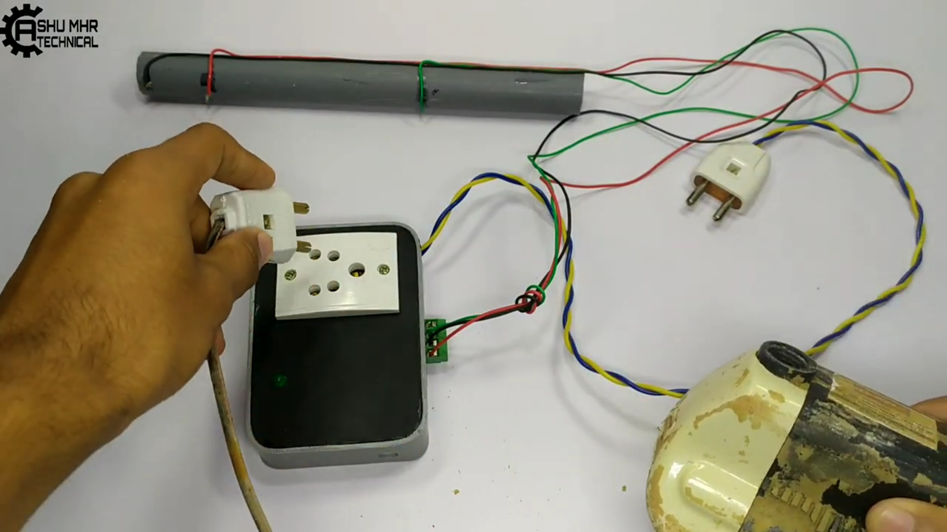 Smart Waterpump Starter : 5 Steps - Instructables