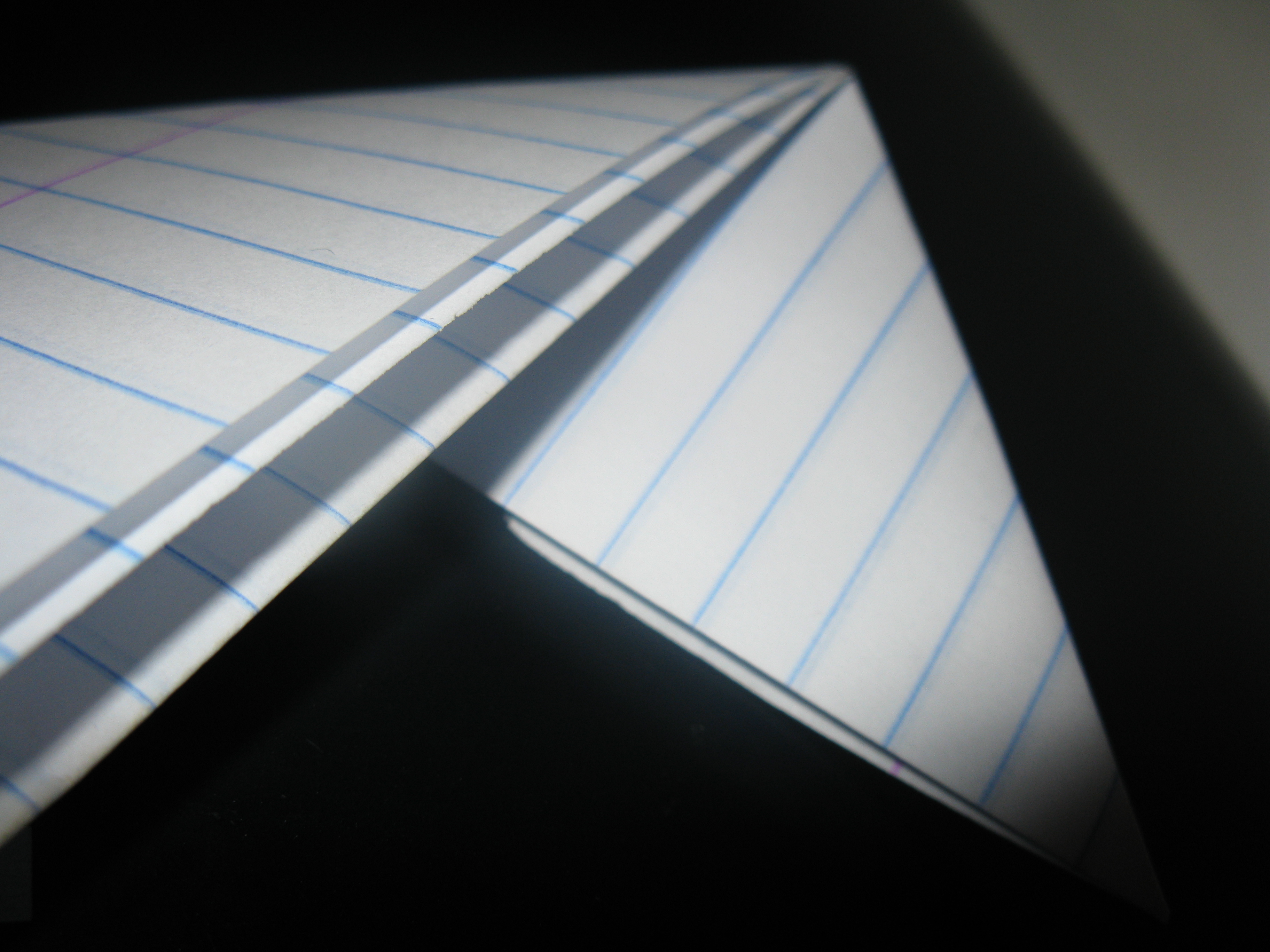 Easy Paper Ipod / IPhone Stand : 7 Steps - Instructables