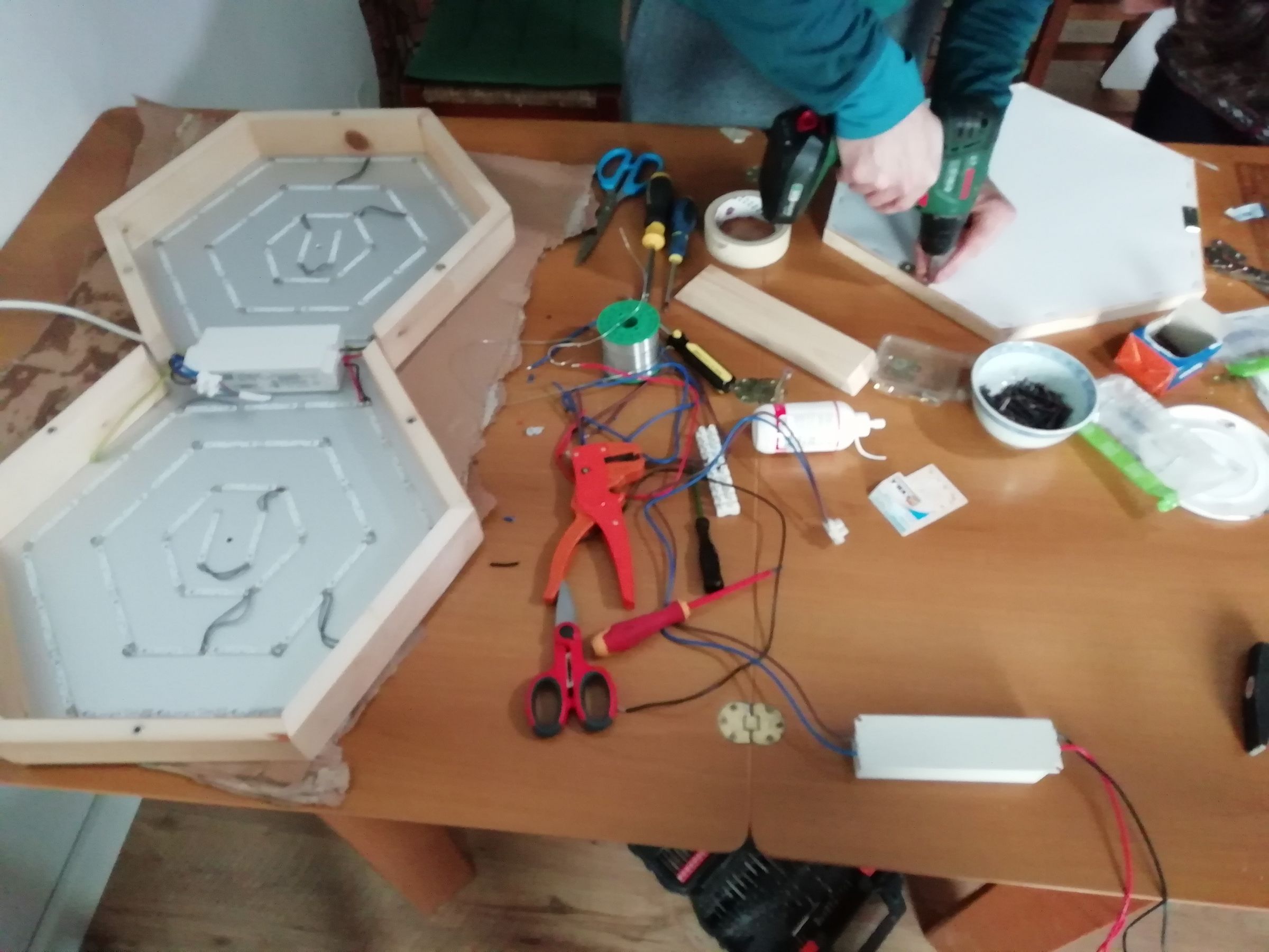 Honeycomb LED Panels : 14 Steps (with Pictures) - Instructables