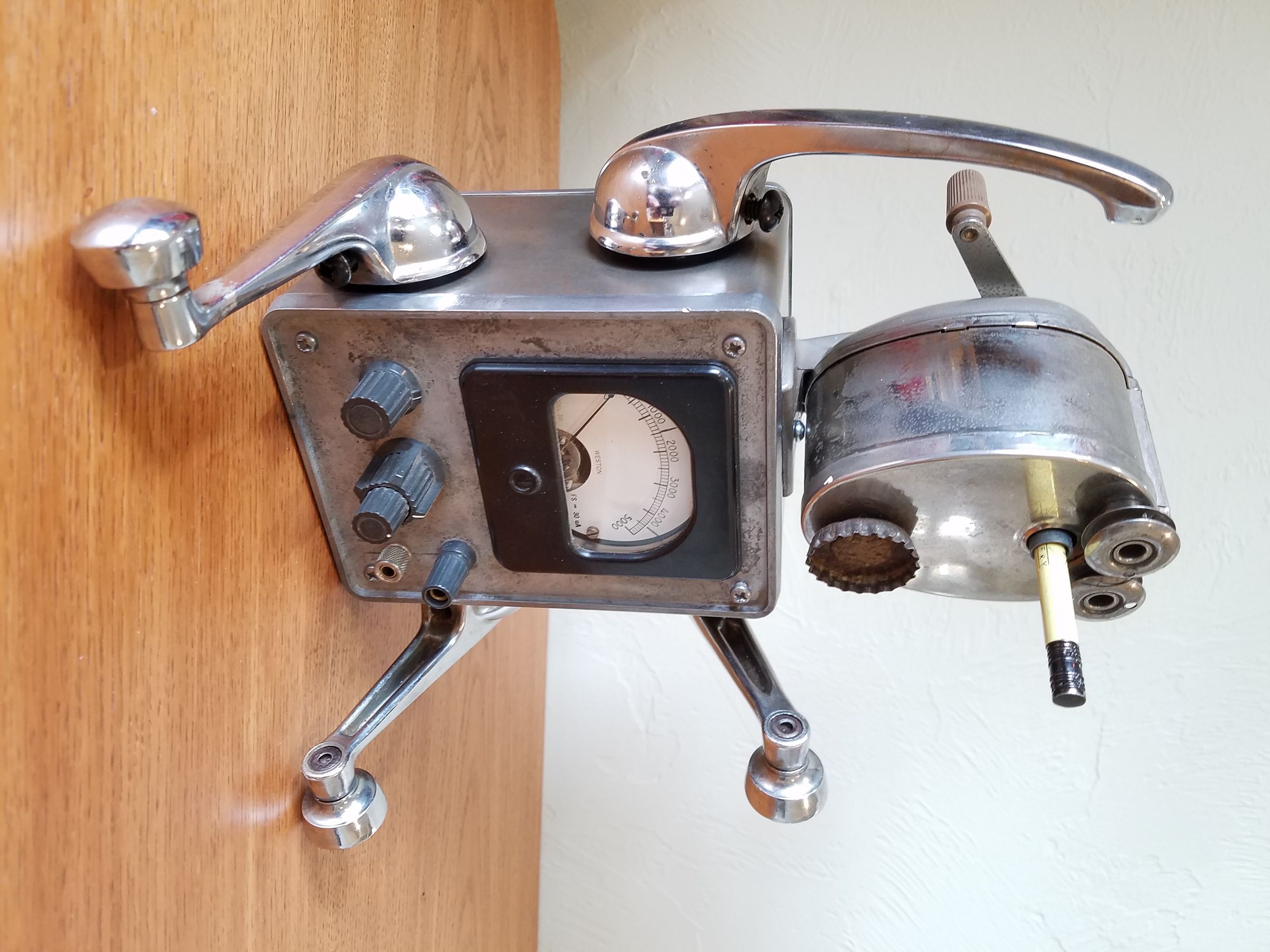 Making a Junkbot : 10 Steps (with Pictures) - Instructables