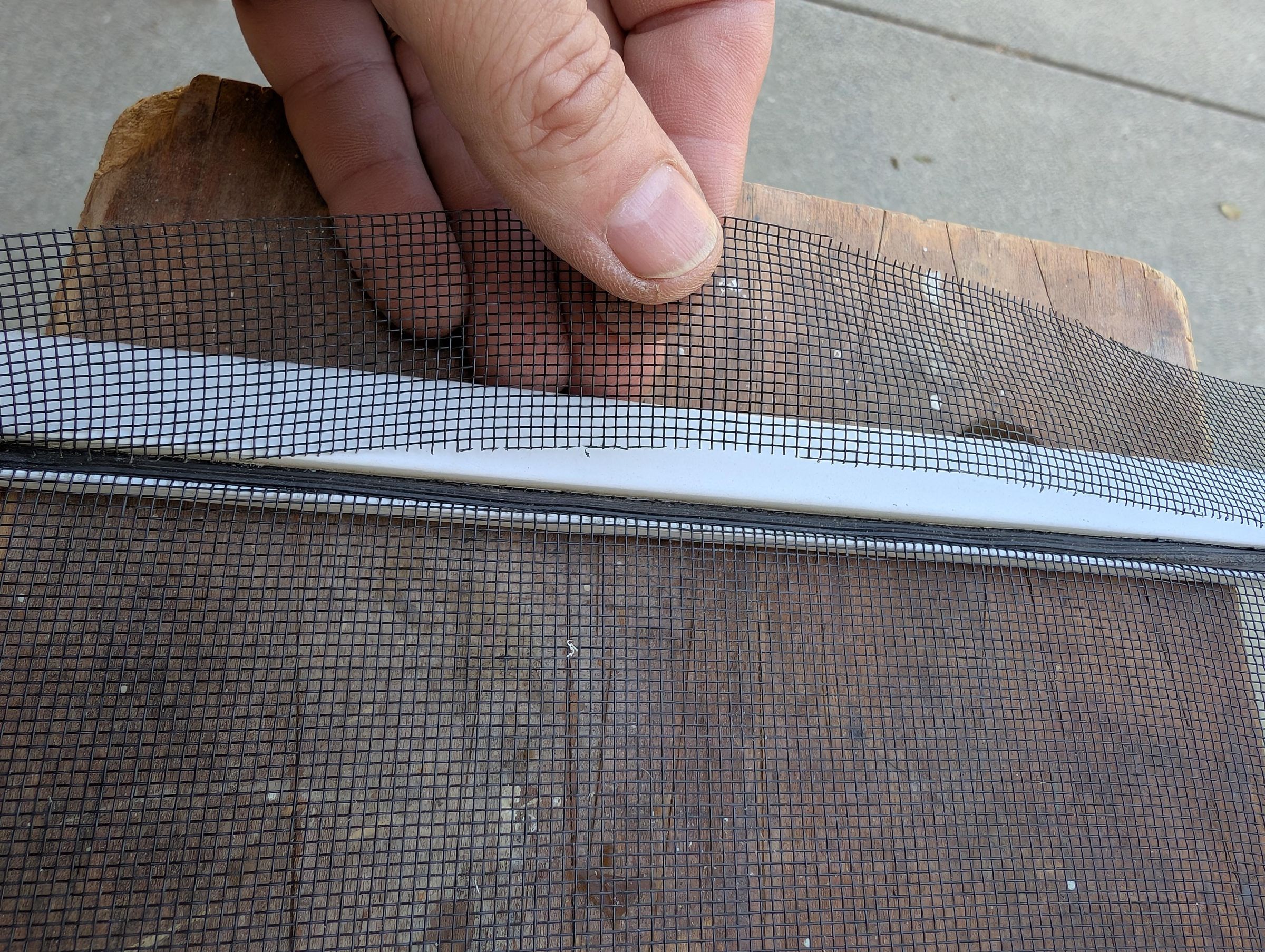 DIY Screen Repair: Easy Fix That Saves You Serious Cash : 6 Steps (with ...