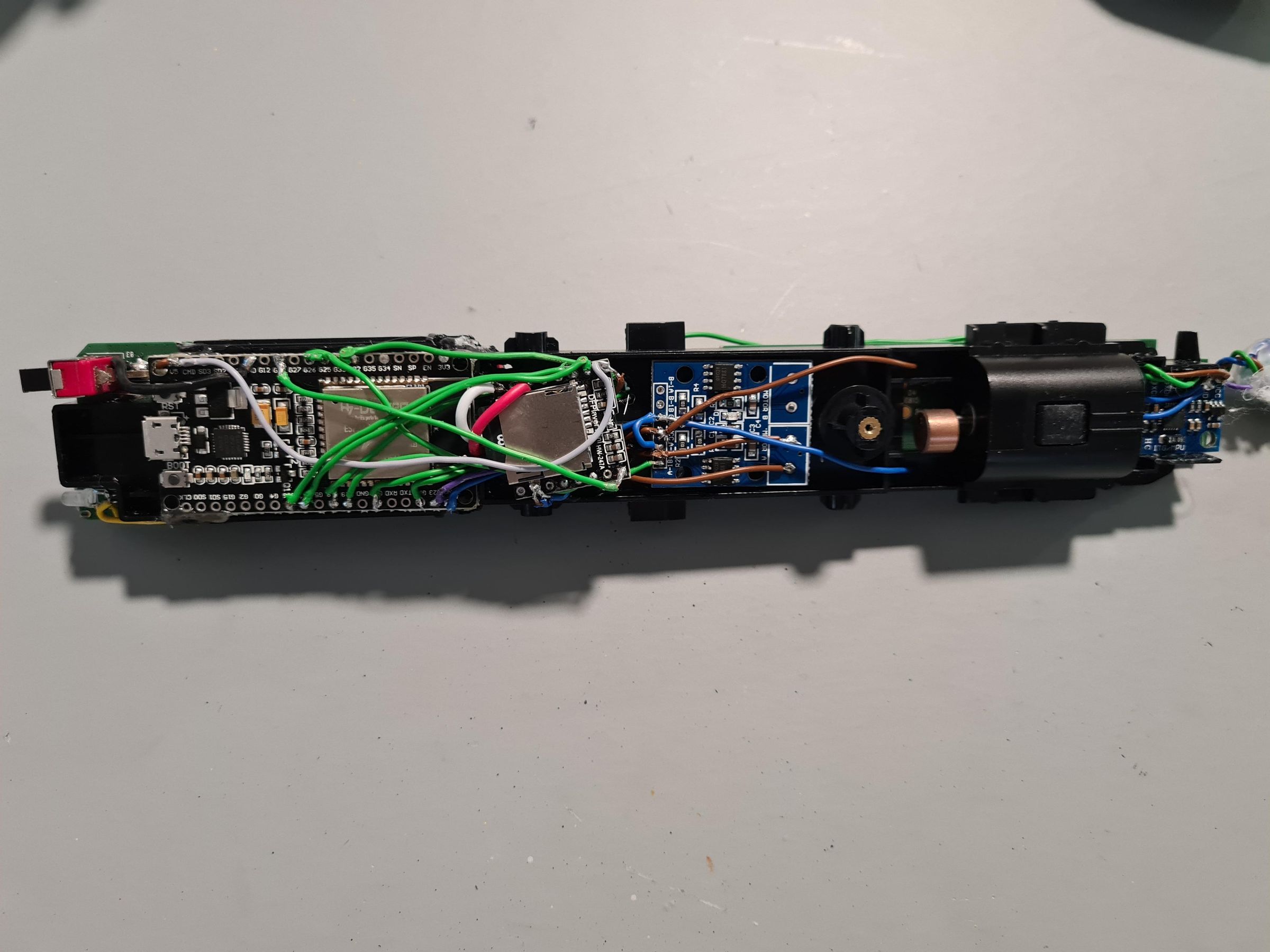 Arduino Lightsaber : 7 Steps (with Pictures) - Instructables