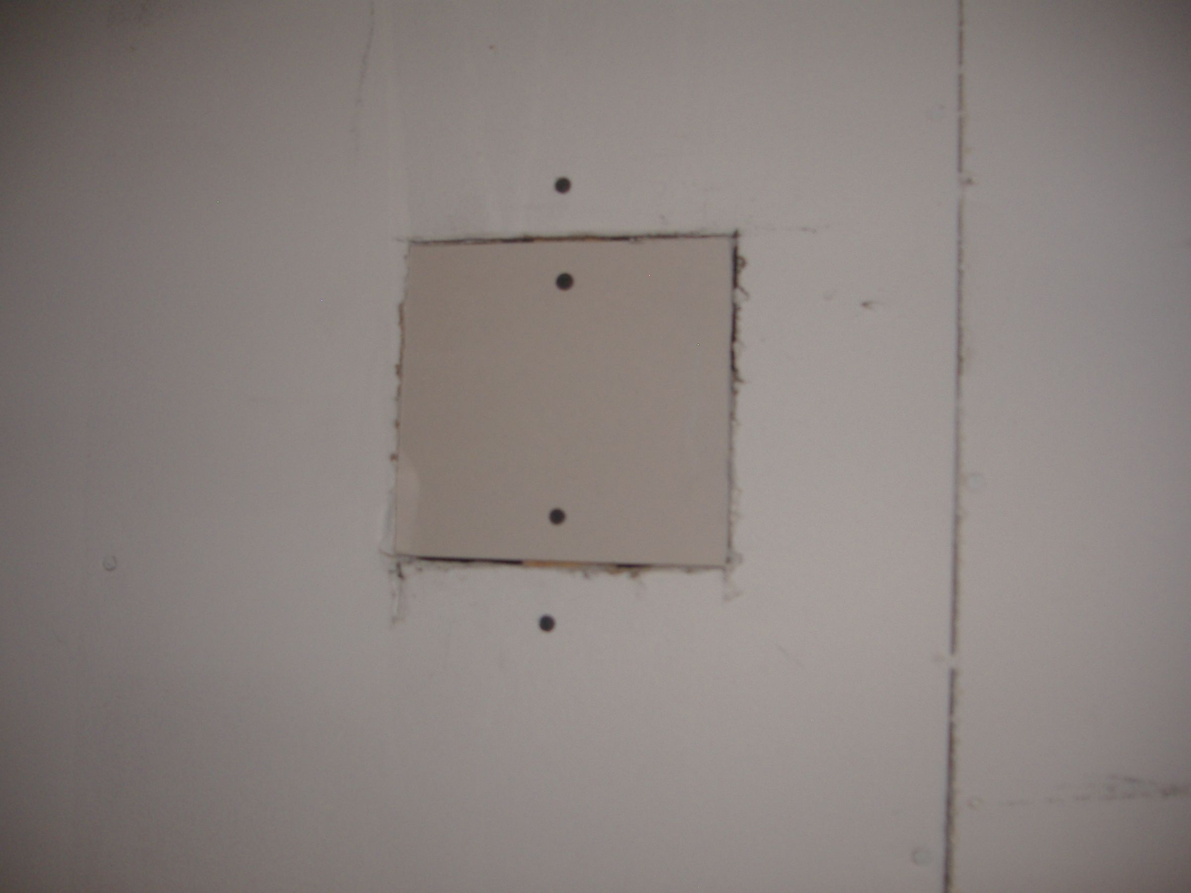 Patching a Large Hole in Drywall : 3 Steps - Instructables