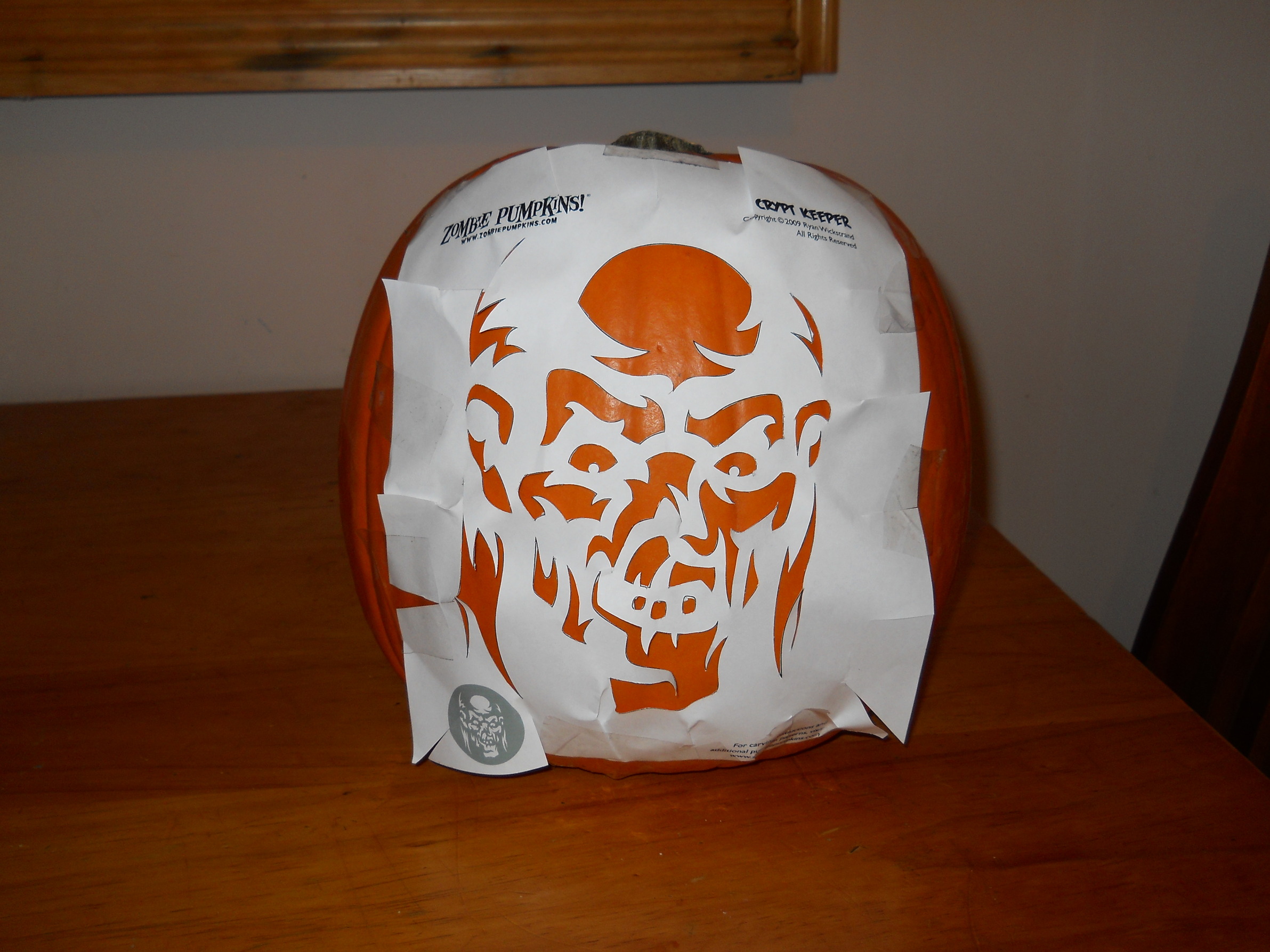 CRYPT KEEPER - PUMPKIN CARVING : 5 Steps (with Pictures) - Instructables
