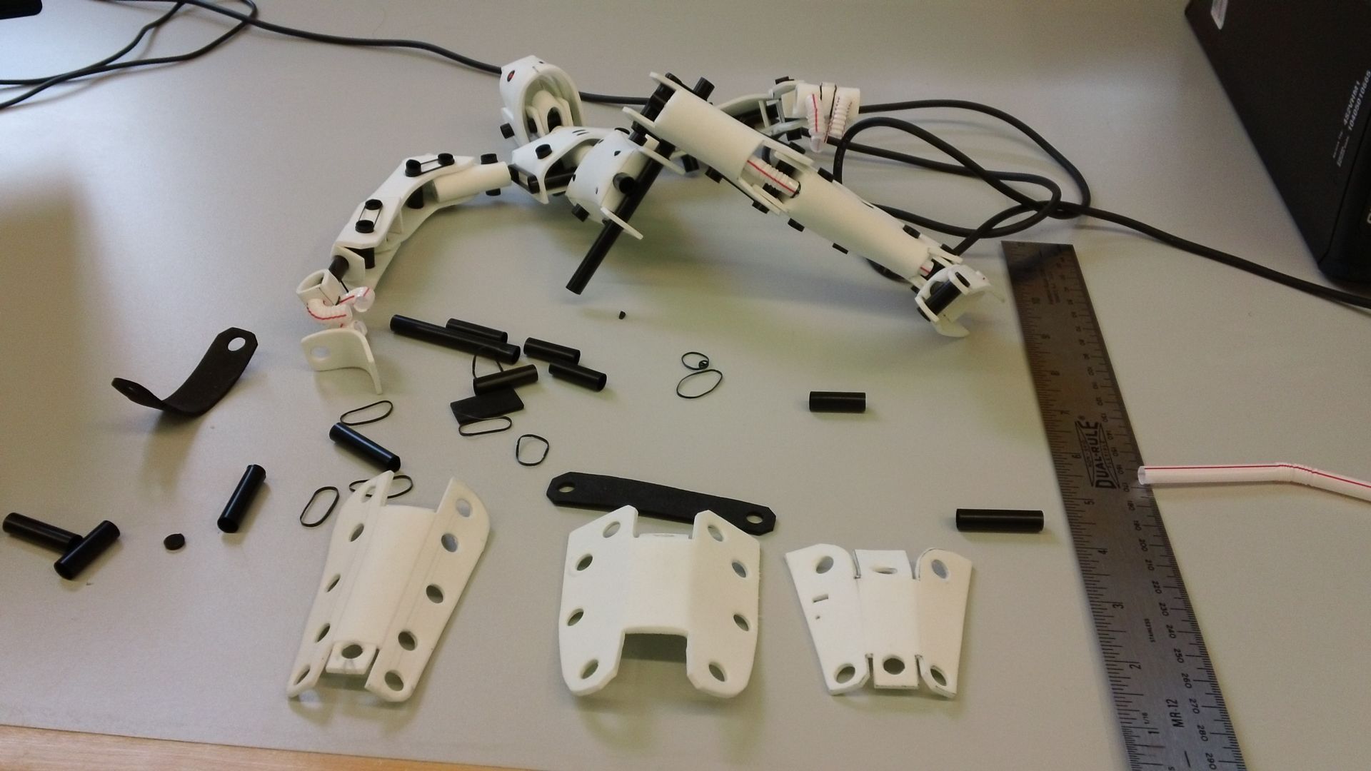 Strawbots: How to Design a Strawbot : 5 Steps (with Pictures ...