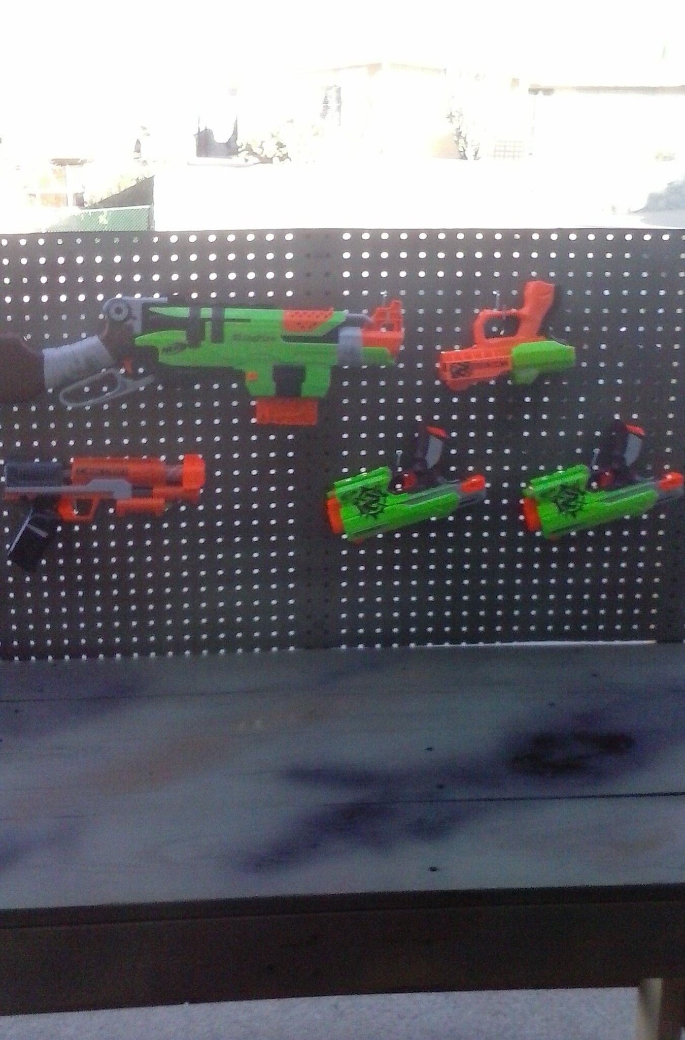 Nerf Apocalypse Gunsmithing Table : 9 Steps - Instructables