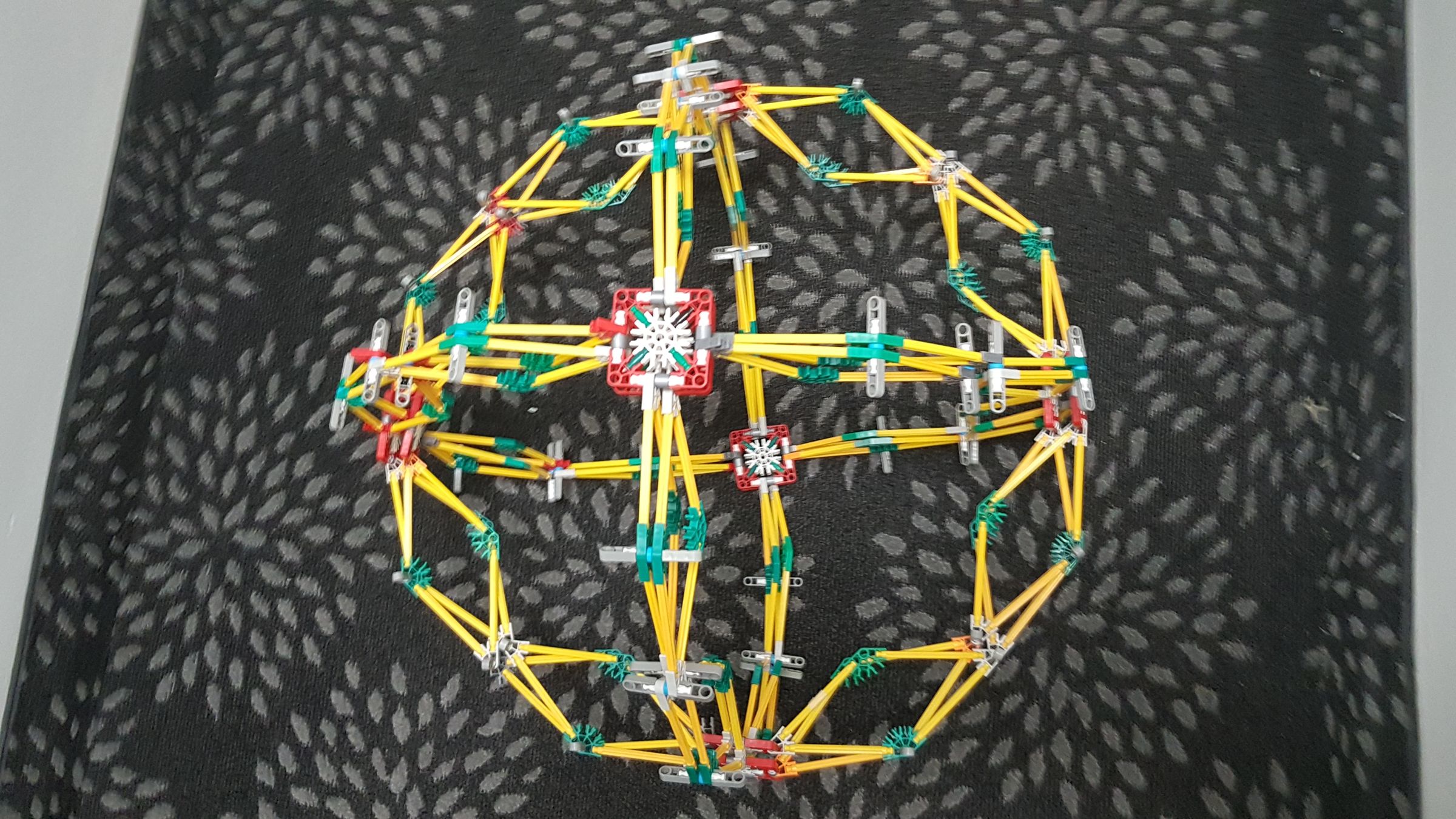 K'nex Expanding Sphere : 7 Steps (with Pictures) - Instructables